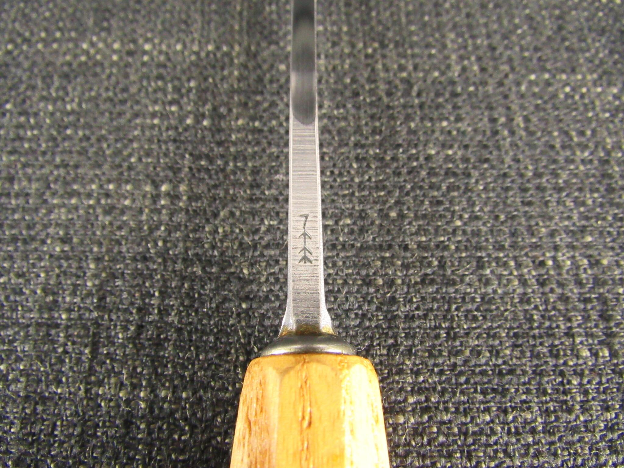 PFEIL No 7F Fishtail Carving Gouge - 8mm *SOLD*