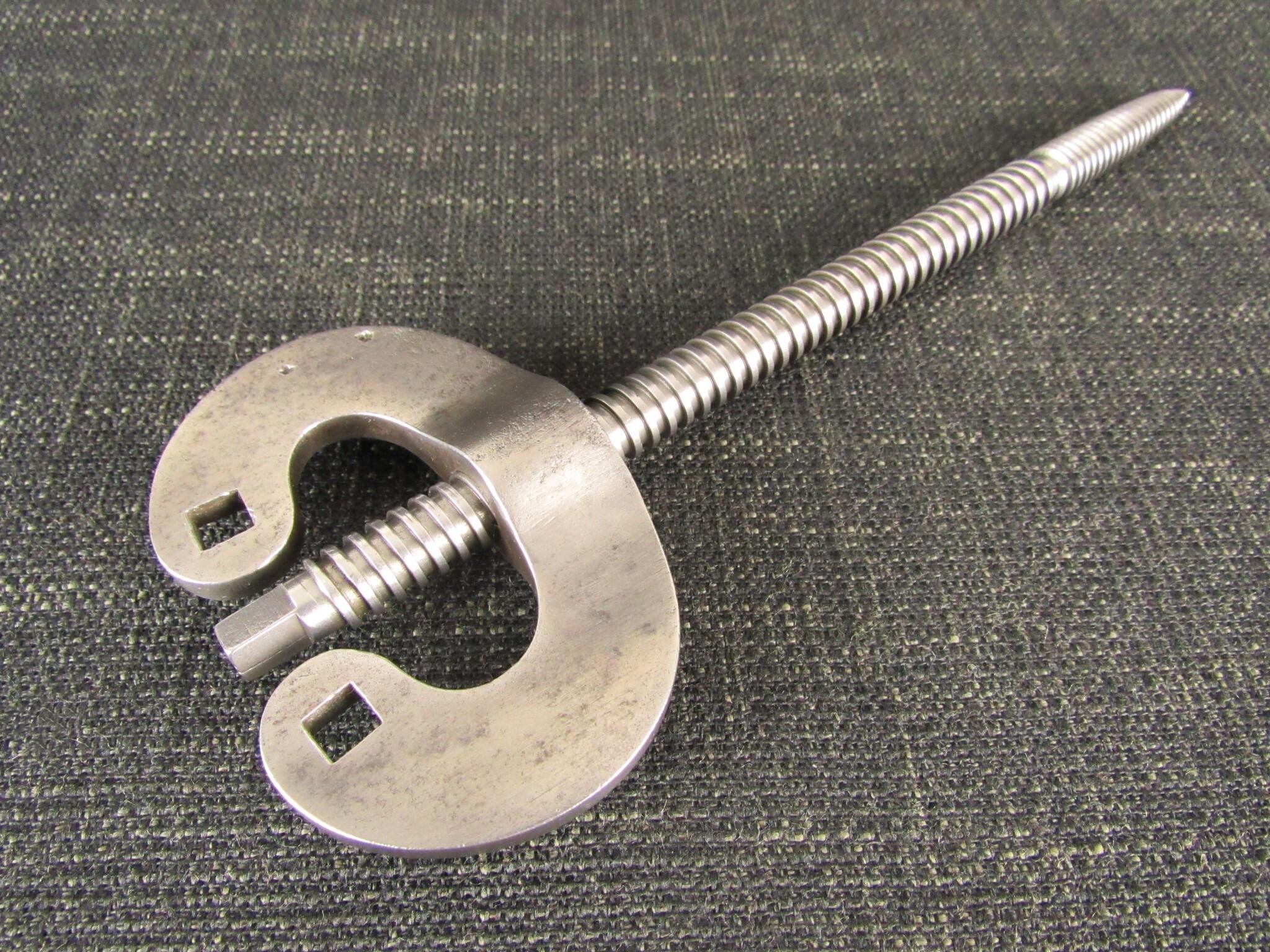 BUCK Carvers Screw *SOLD*