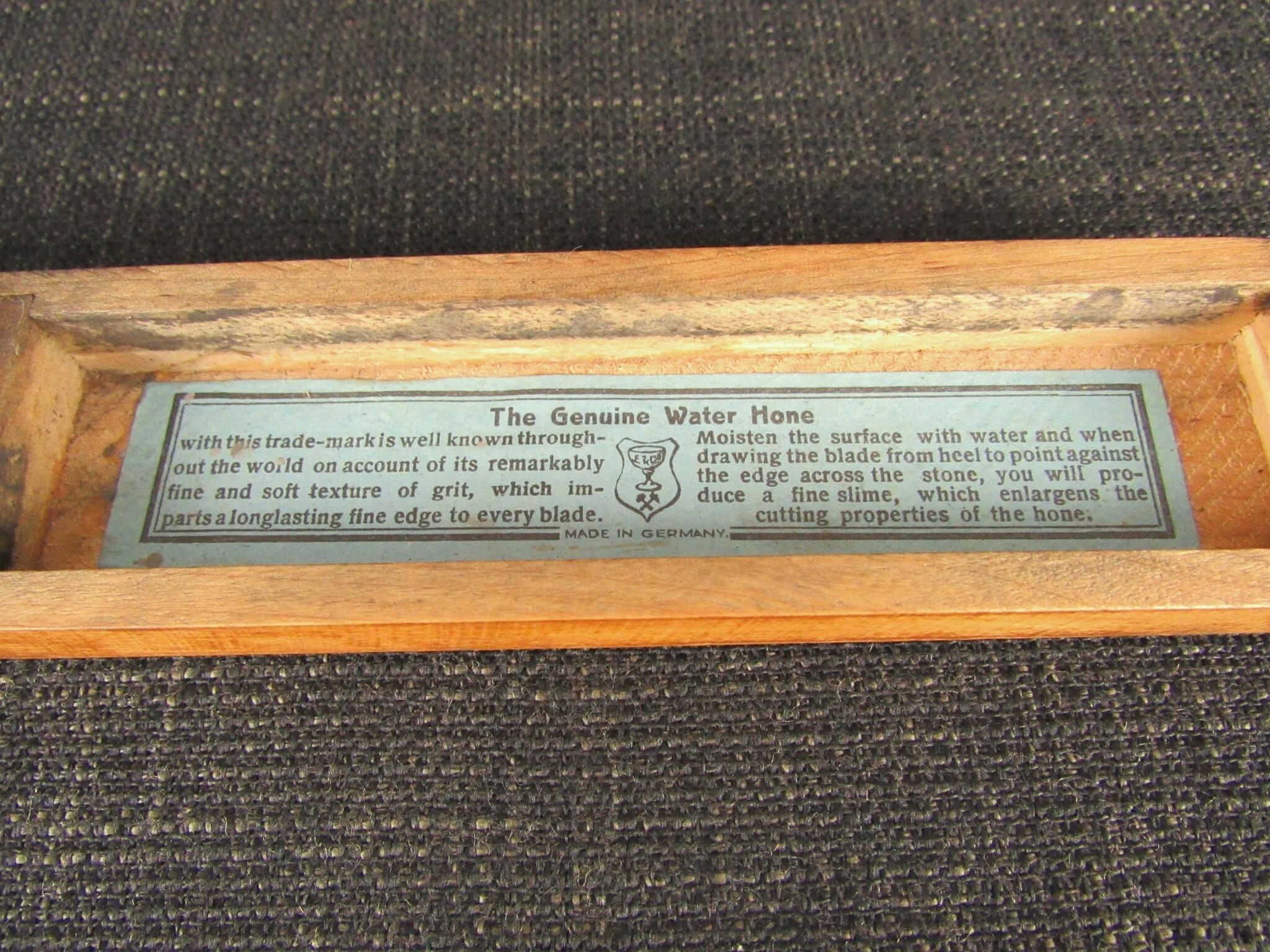 Vintage ESCHER GENUINE THURINGIAN Water Hone - Razor Hone *SOLD*