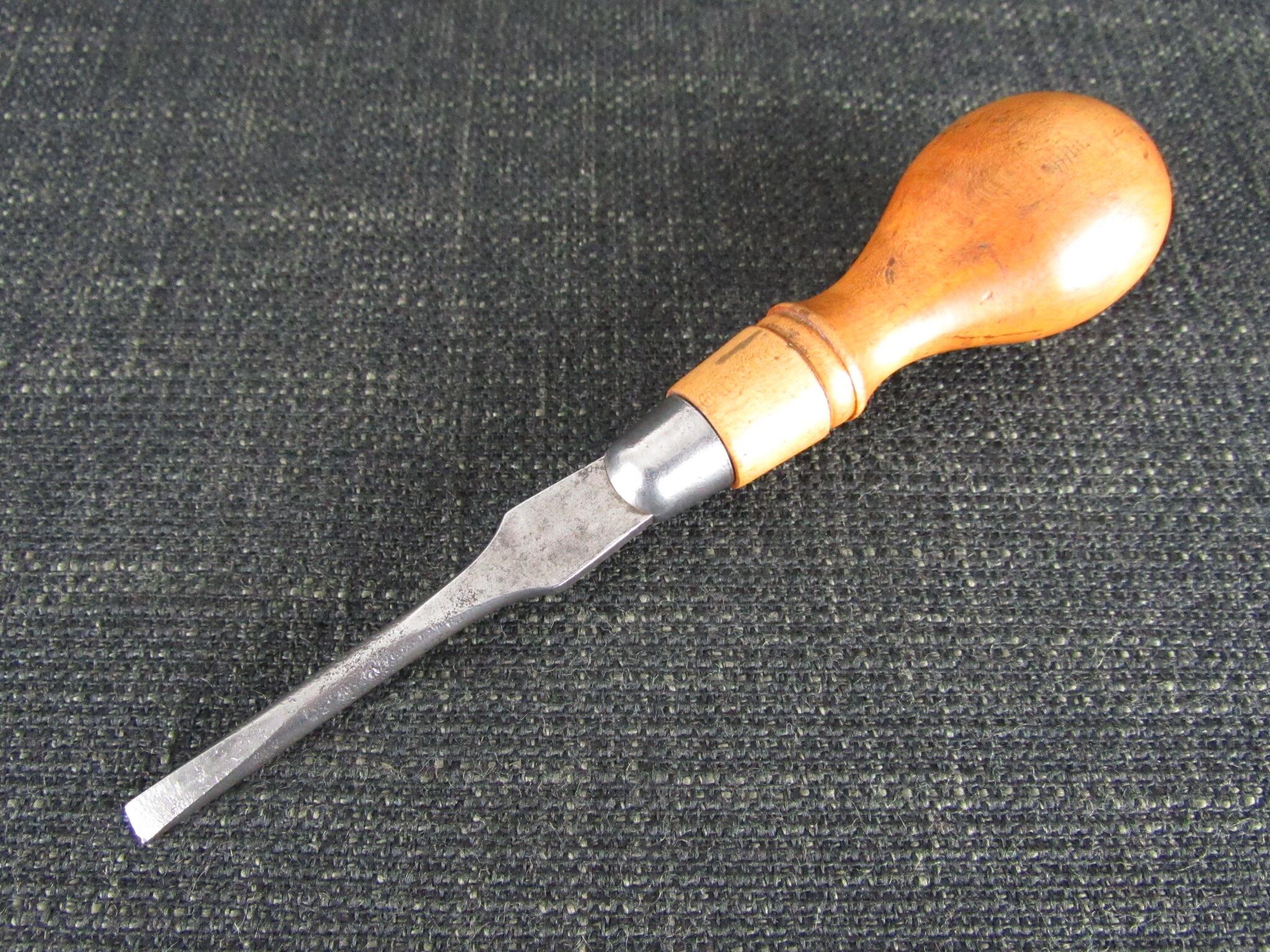MATHIESON Cabinet Screwdriver - 2 1/2 inch *SOLD*
