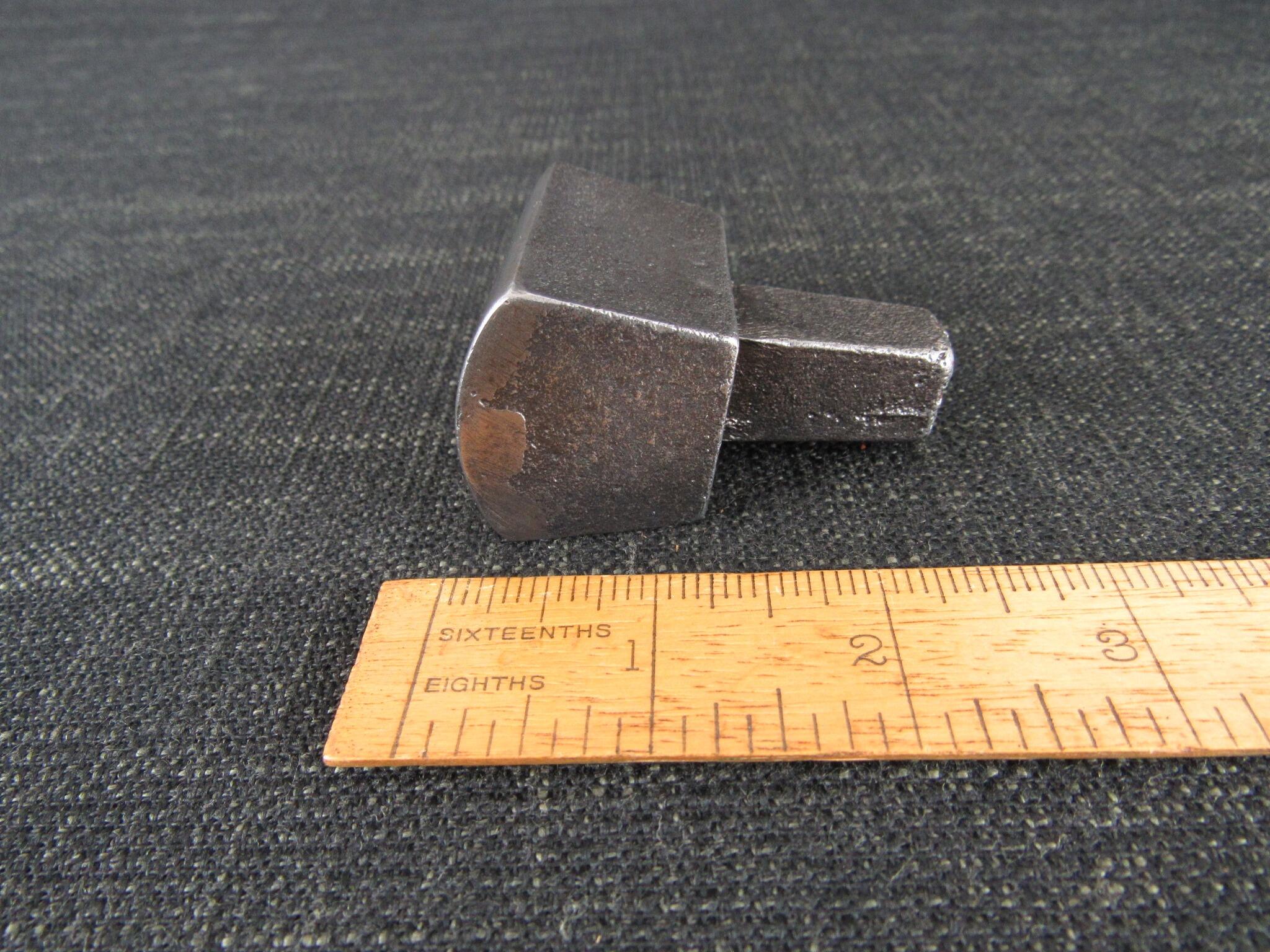 Stake Horse Head Anvil - No 13 Saddle