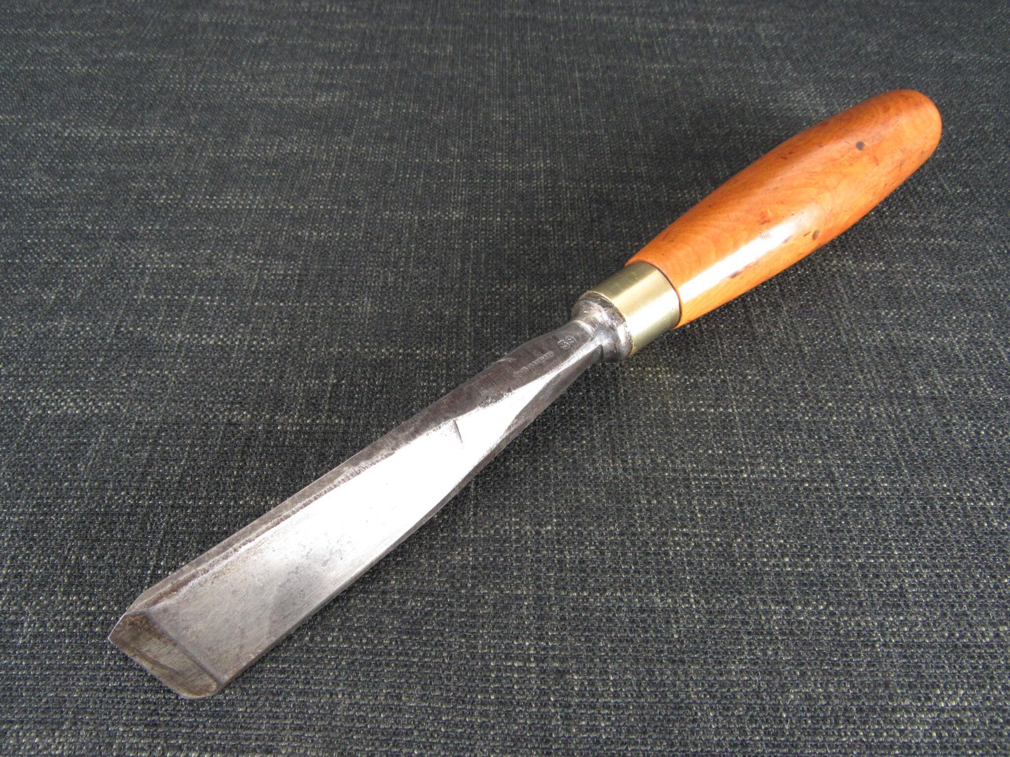 Huge Vintage HENRY TAYLOR V Tool - 1 inch *SOLD*