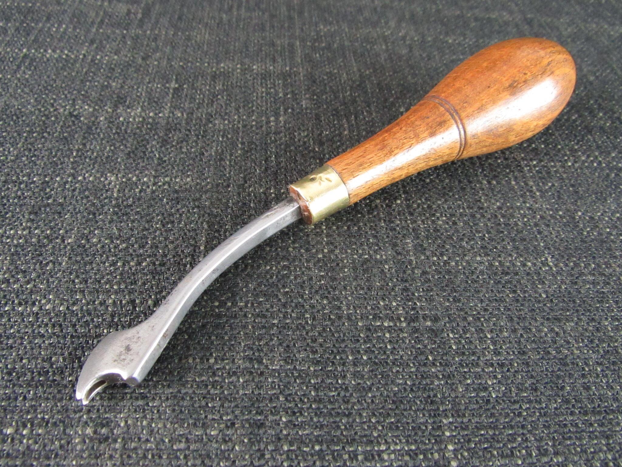 T & J DIXON No 3 Double Crease Iron *SOLD*