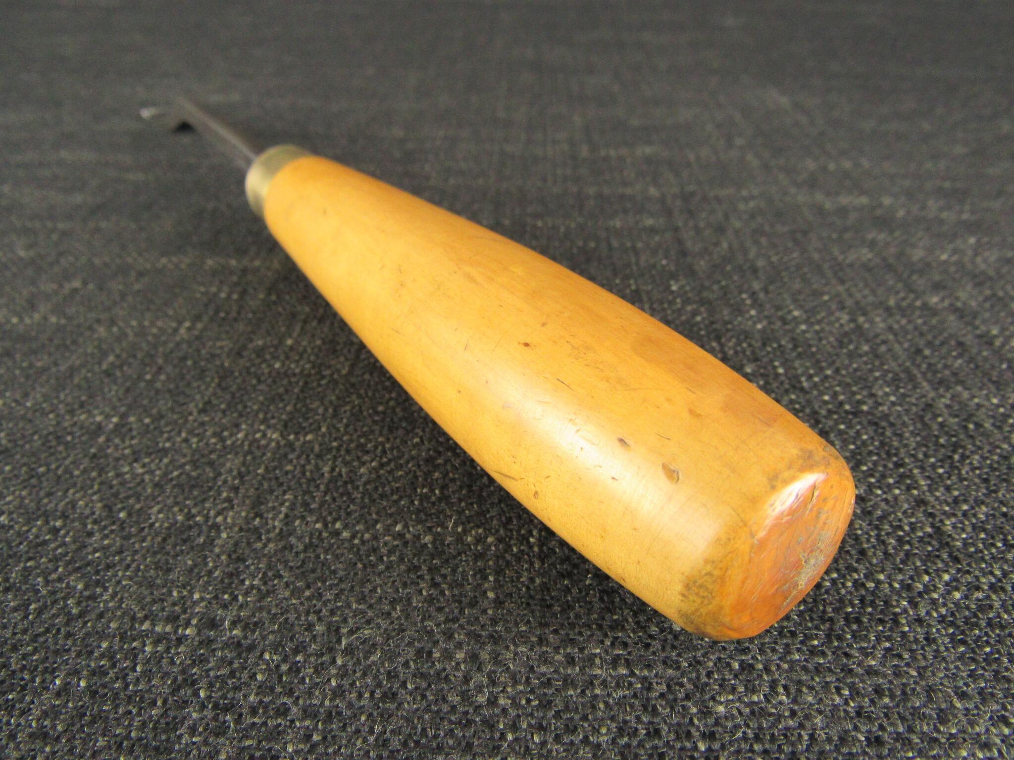 CHARLES HILL Large Spoon Carving Chisel for C Arnoldi of Hamburg - 20mm ...