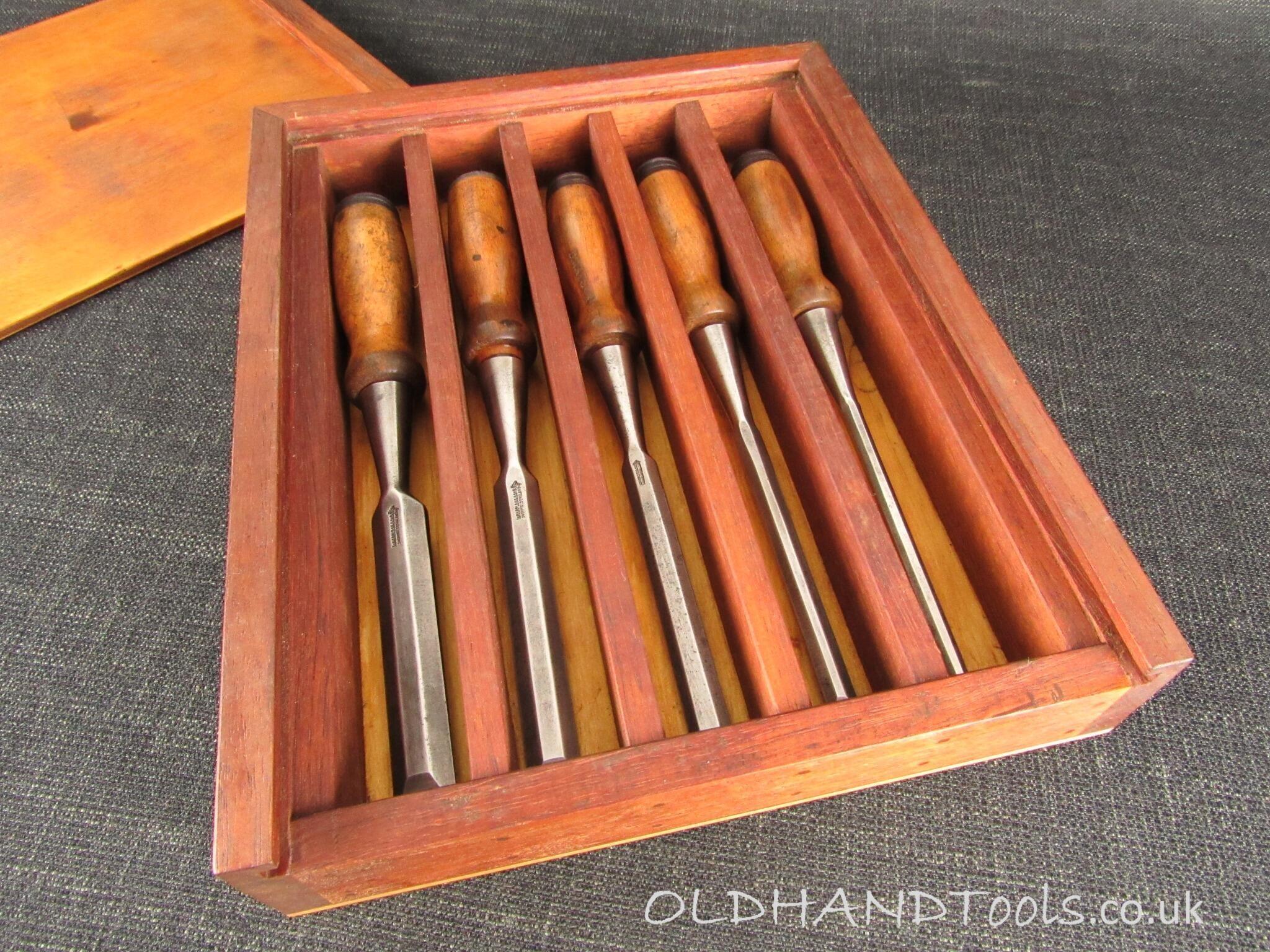 Graduated Set of 5 MARPLES Bevel Edge Socket Cabinet Chisels *SOLD*