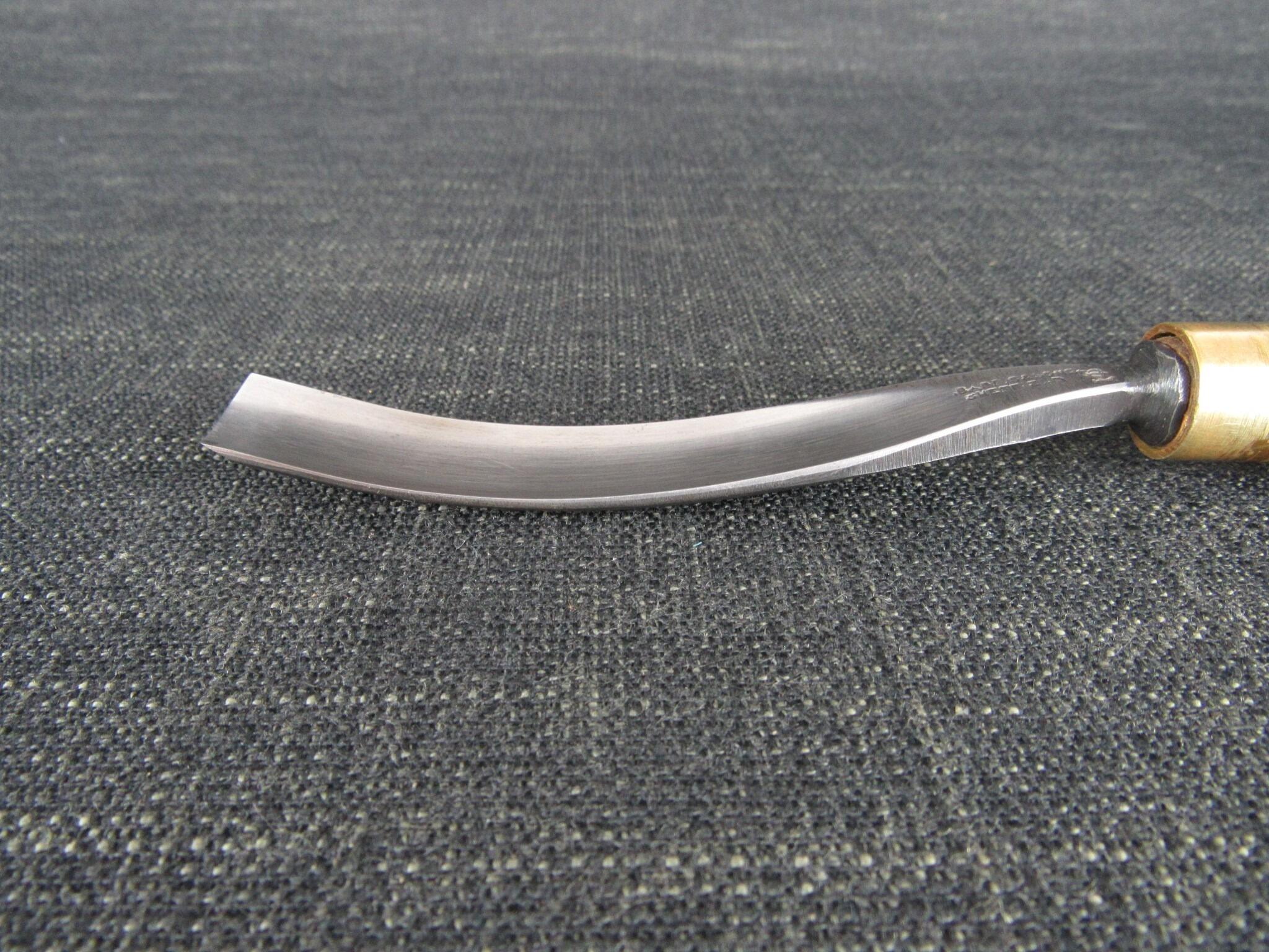 JB ADDIS No 14 Curved Carving Gouge - 3/4 inch