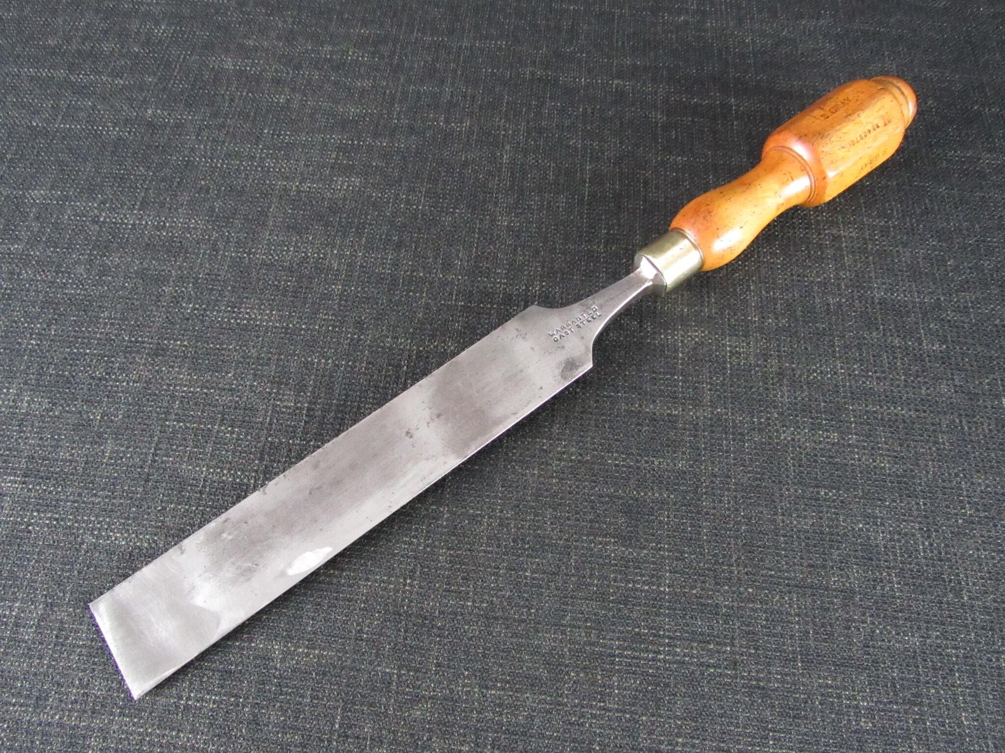 HENRY TAYLOR 1 1/2 inch Bevel Edge Paring Chisel