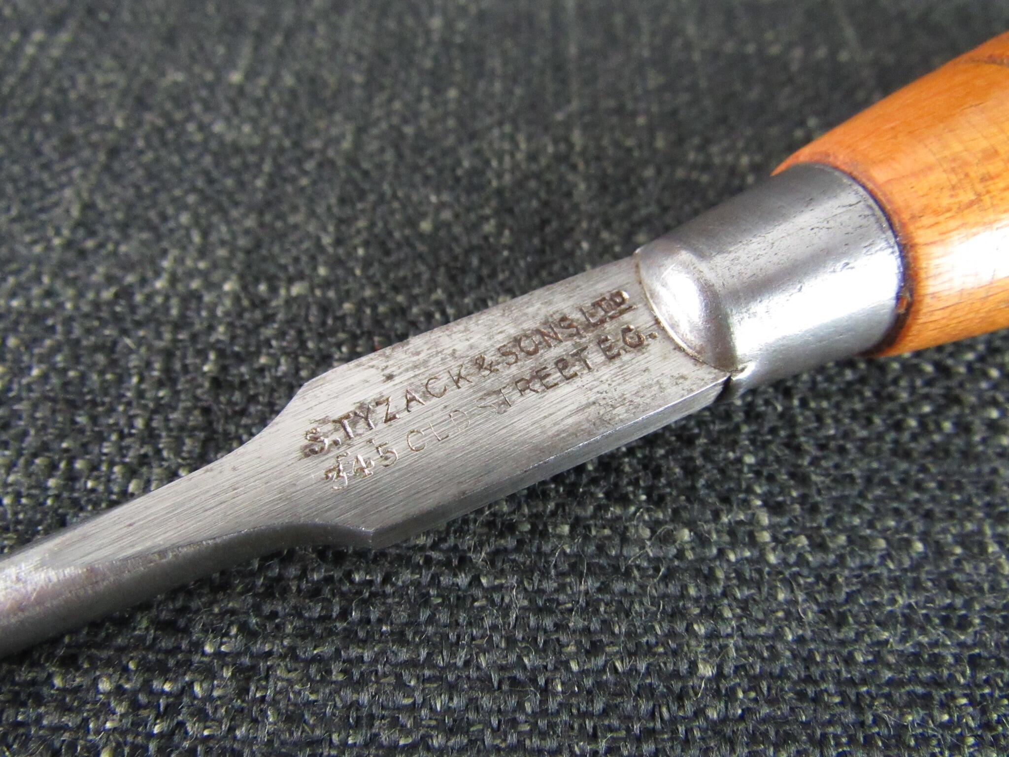 TYZACK Cabinet Screwdriver or Turnscrew