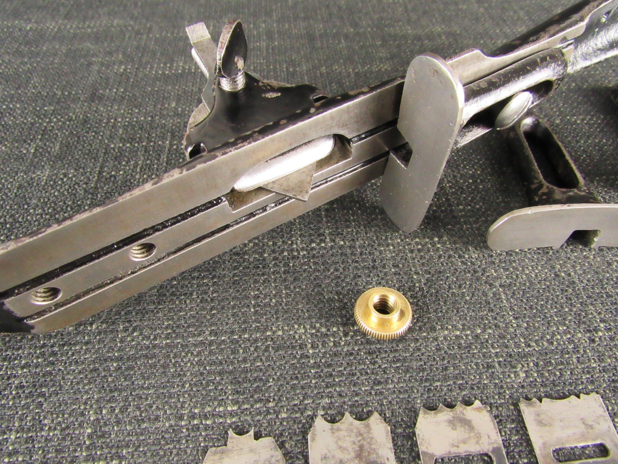 PRESTON Patent 1393P Hand Reeder *SOLD*