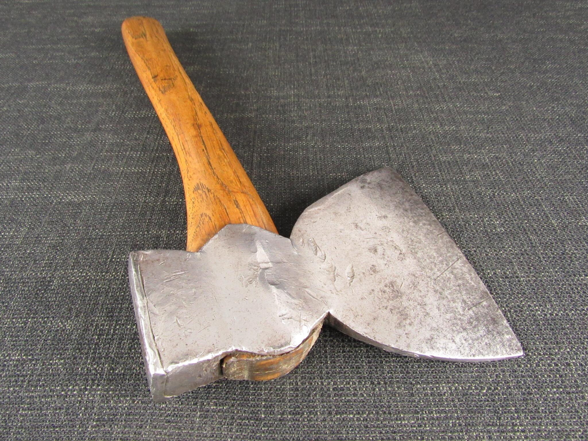 Kent Pattern No 4 Side Axe *SOLD*