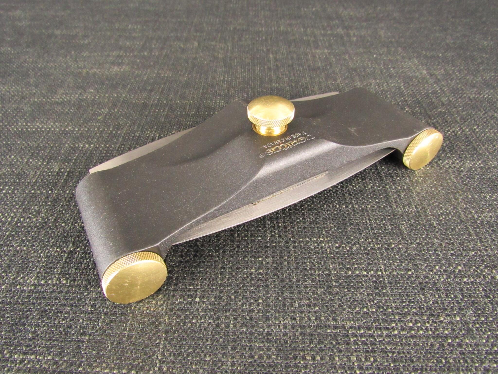 VERITAS Cabinet Scraper Holder & Blade *SOLD*