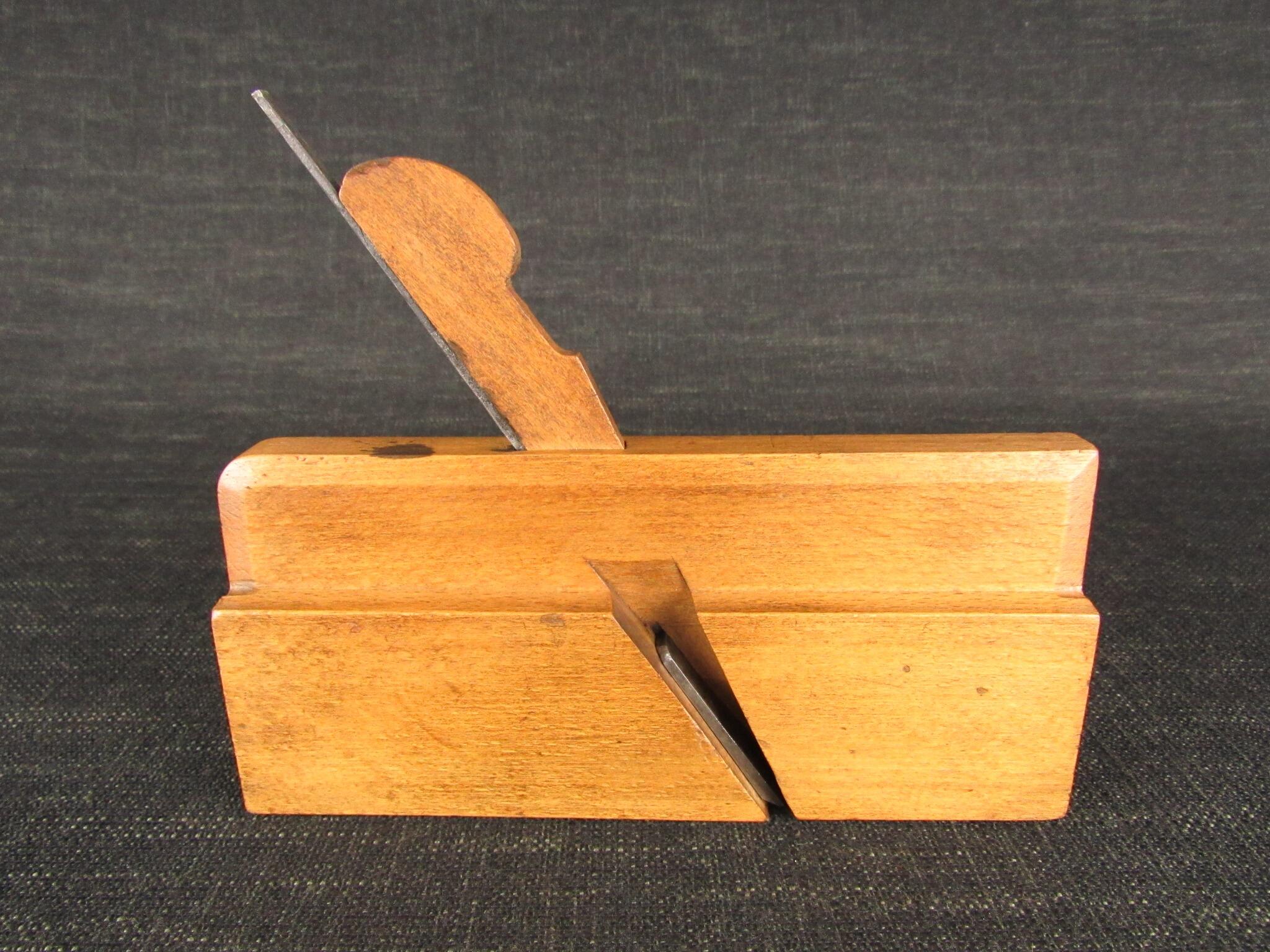 LIVINGSTON & CO Cock Bead Moulding Plane - 3/16 inch *SOLD*