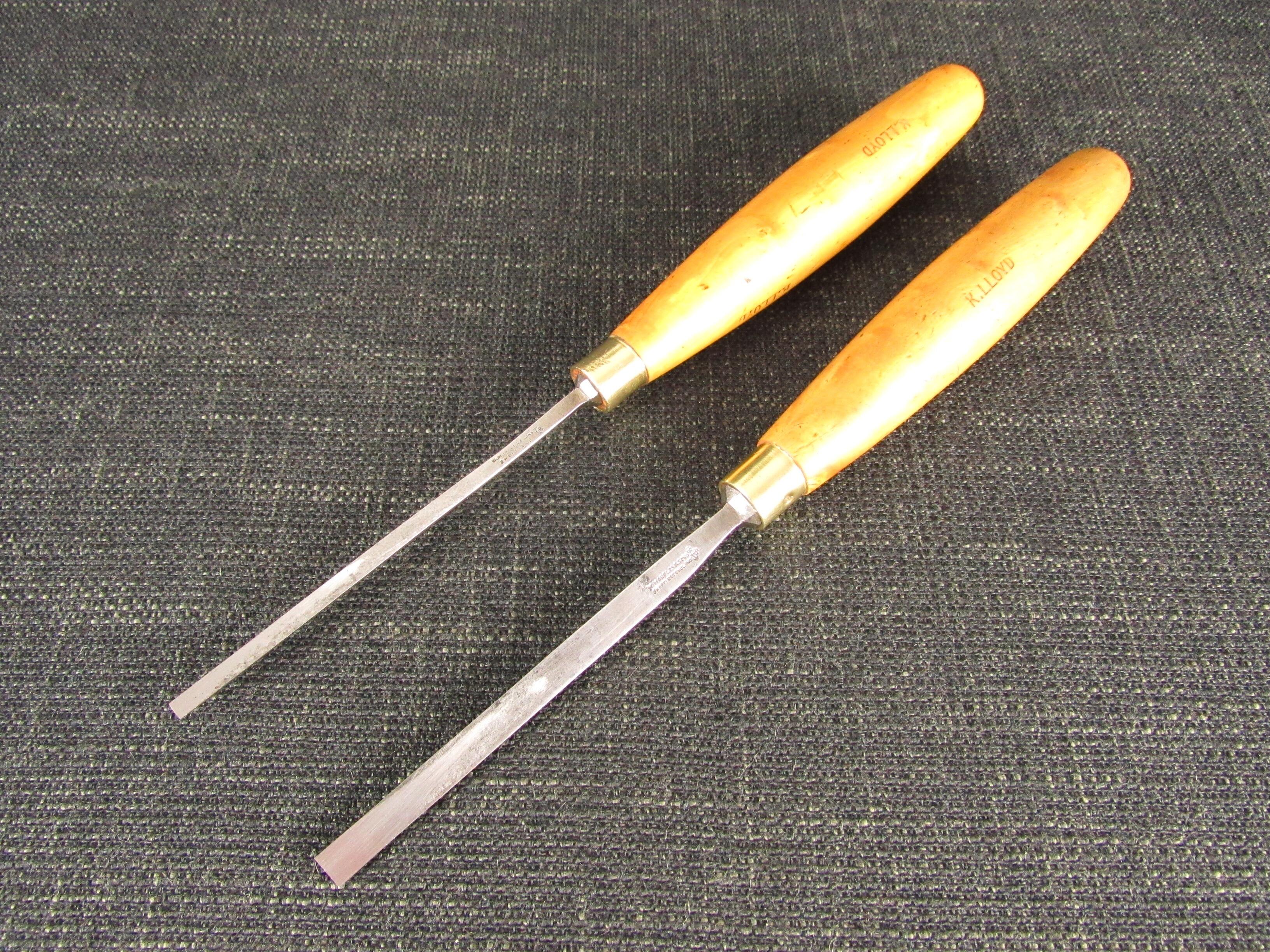 Pair of MARPLES Bevel Edge Chisels with Boxwood Handles - 1/8 & 1/4 ...