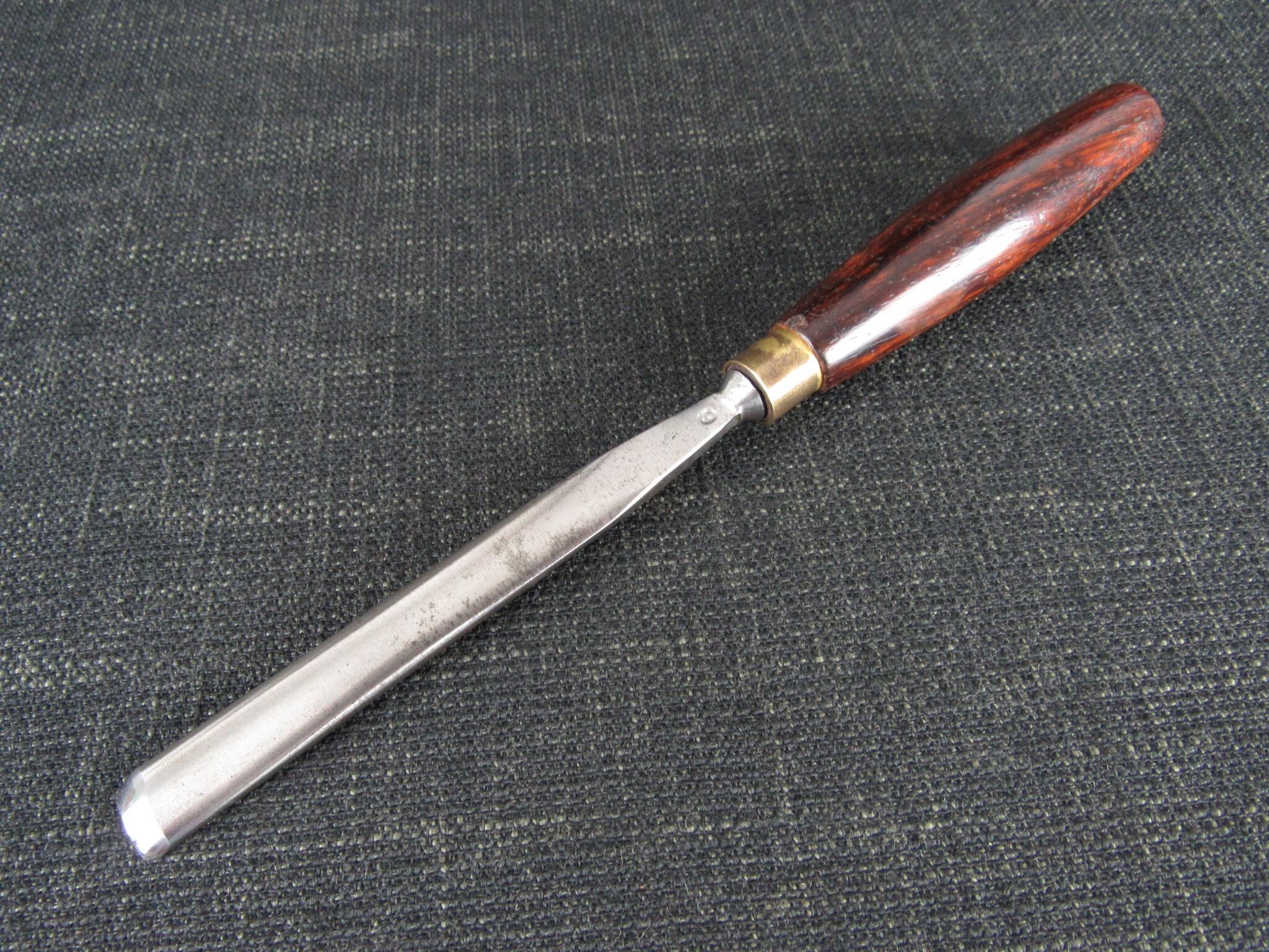 ASHLEY ILES 1/2 inch No 6 Straight Carving Gouge - Bubinga Handle