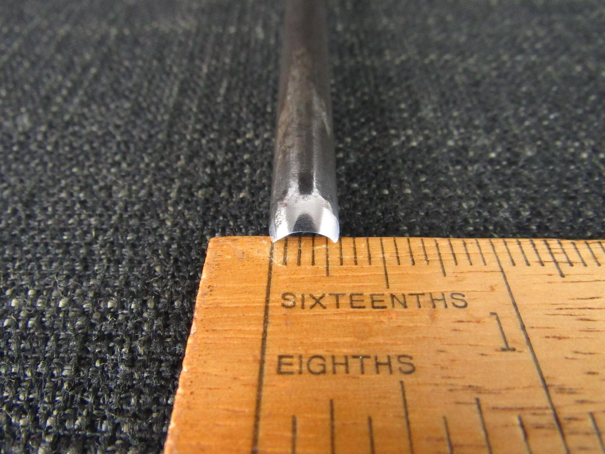 JB ADDIS 5/16 inch No 7 Carving Gouge