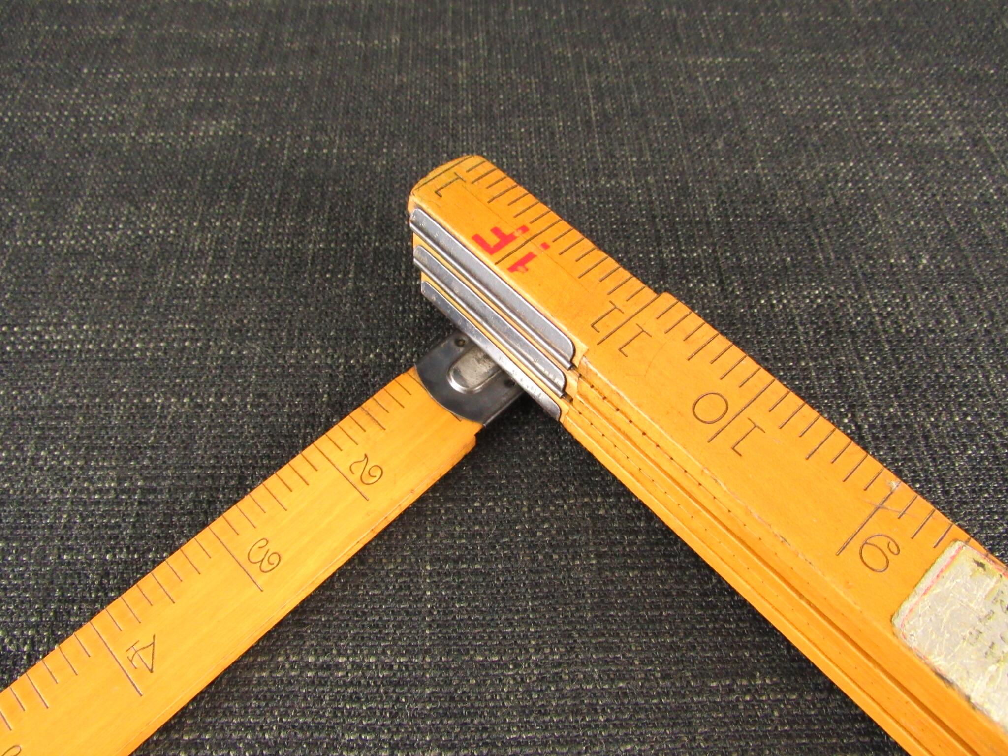 RABONE 1613 Boxwood Zig Zag Rule *SOLD*