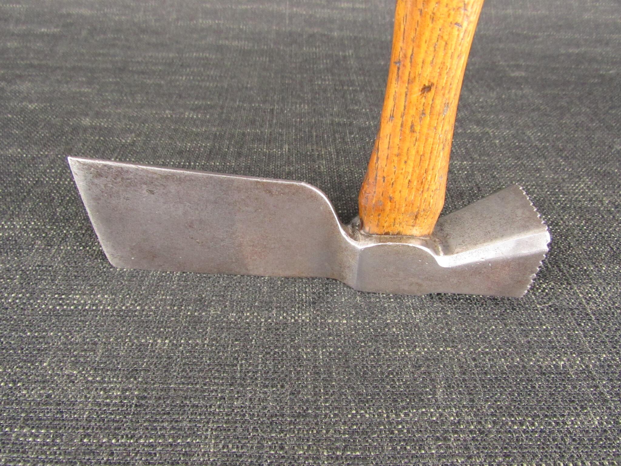 LA SAYRE Shingling Hatchet *SOLD*