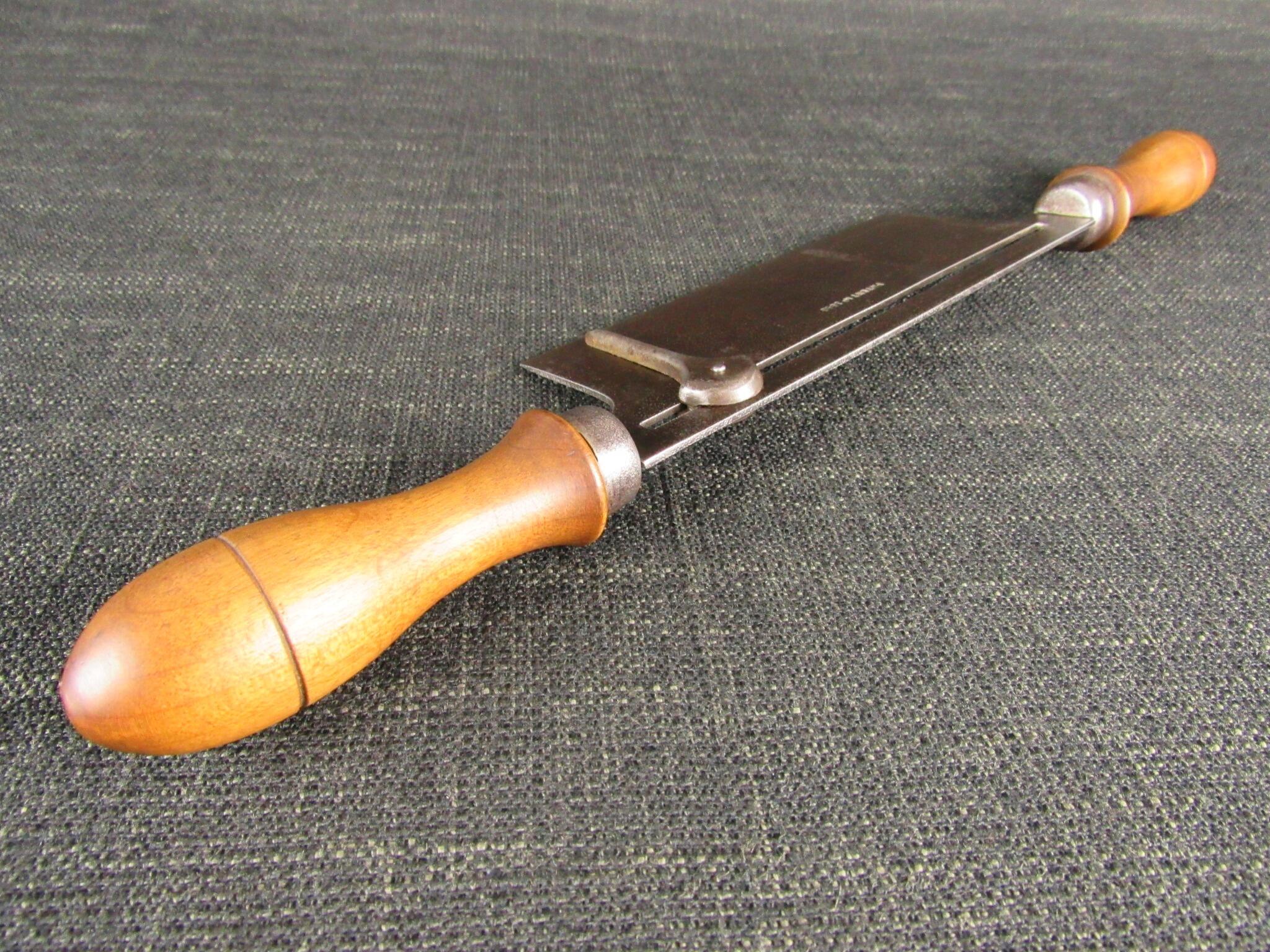 WOTSIT? - Patent No 1556 Wooden Handled Tool *SOLD*