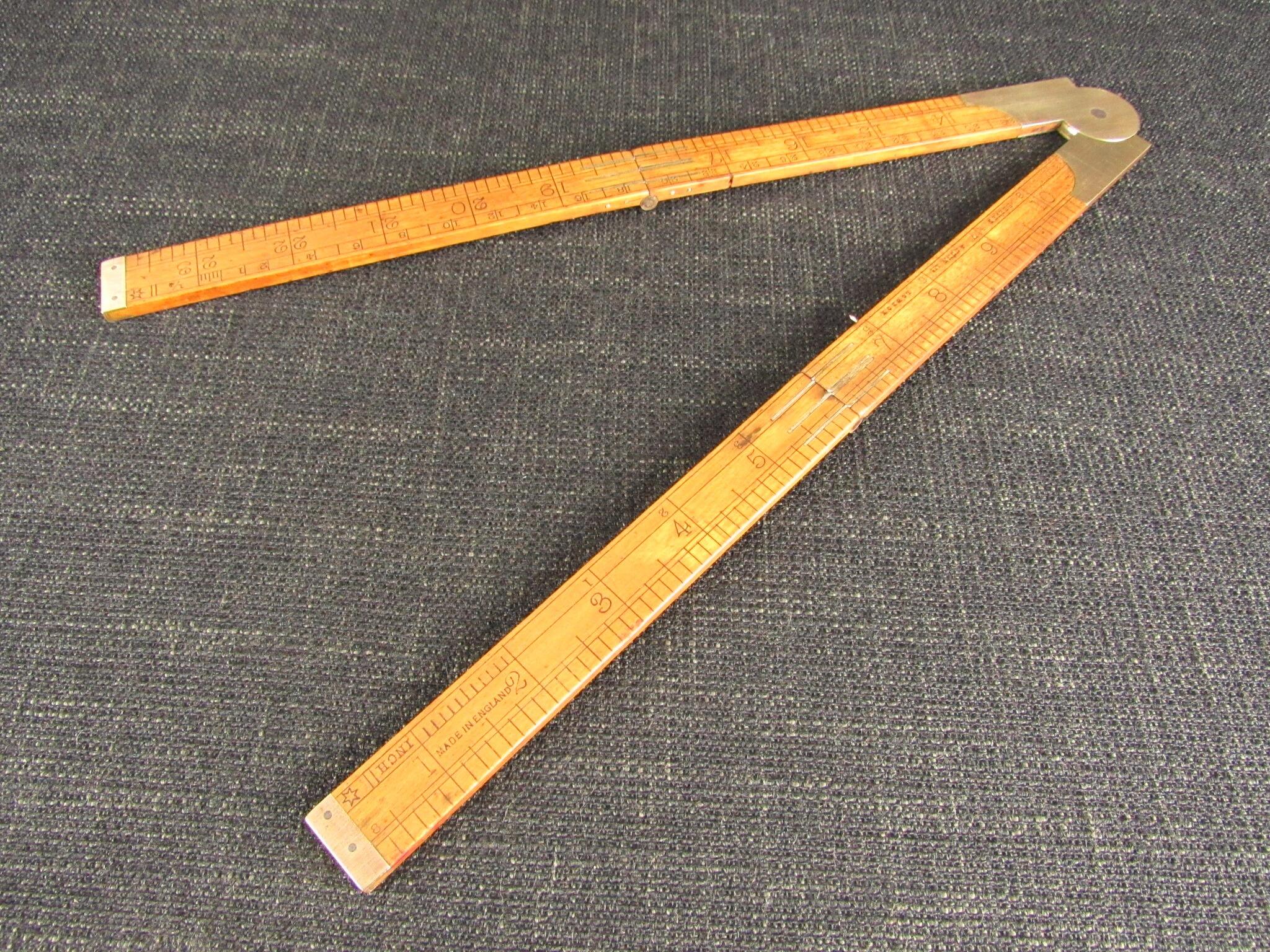 REEVES & SONS 2 foot 4 fold Boxwood Rule *SOLD*