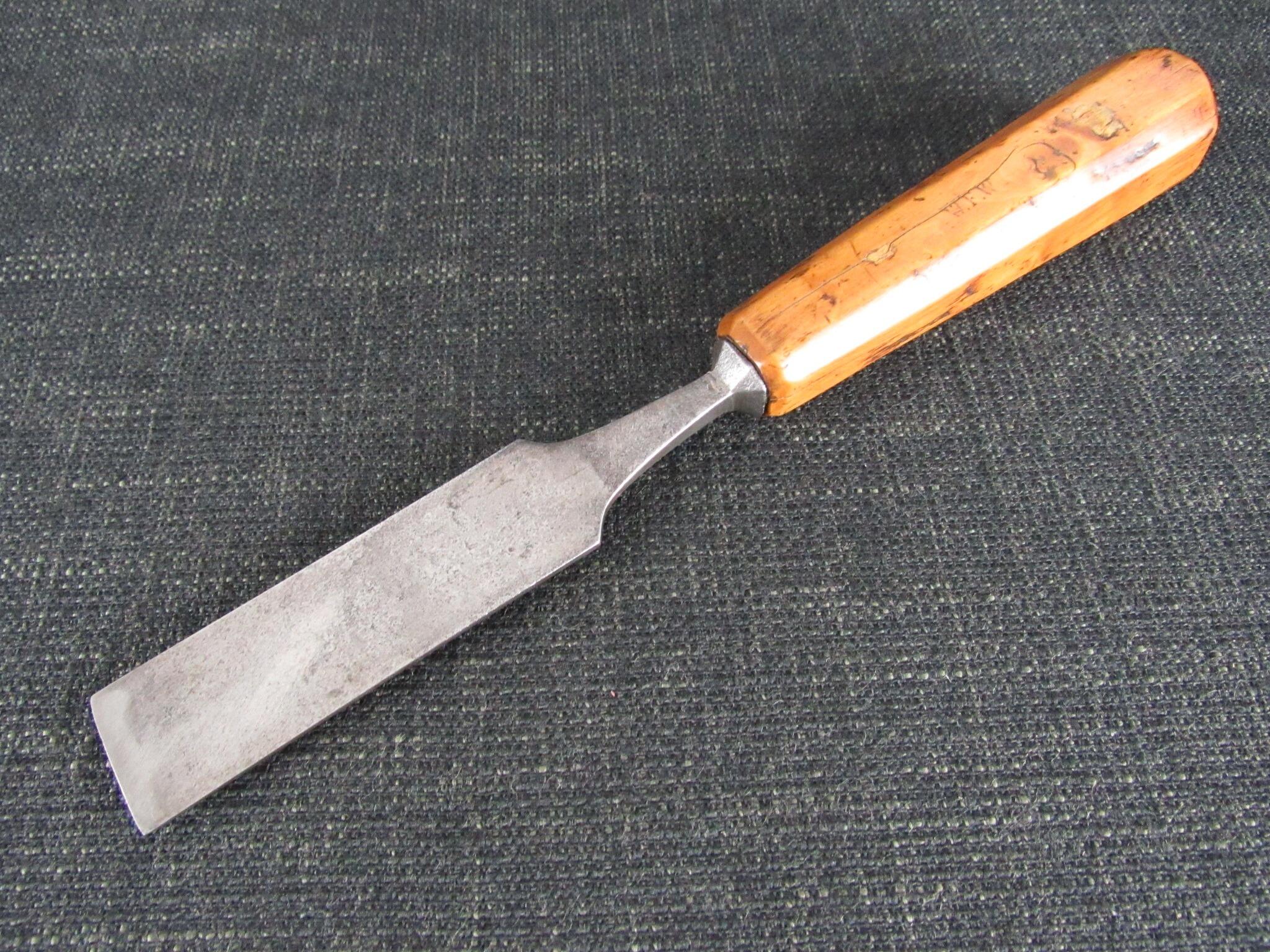 Unusually Thin WARD & PAYNE Chisel - 1 inch *SOLD*