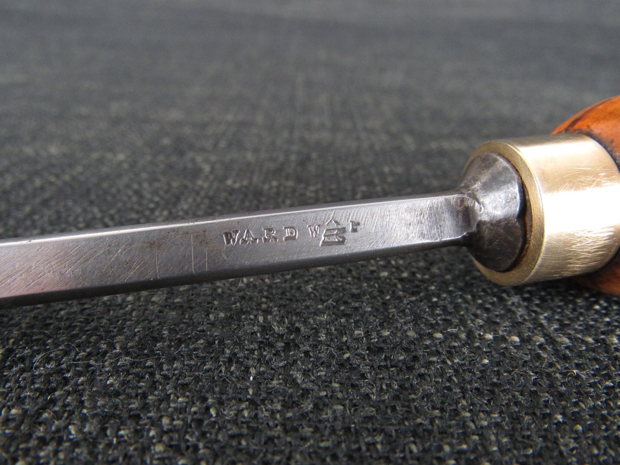 3/8 inch WARD & PAYNE No 28 Fingernail Spoon Carving Gouge - 10mm