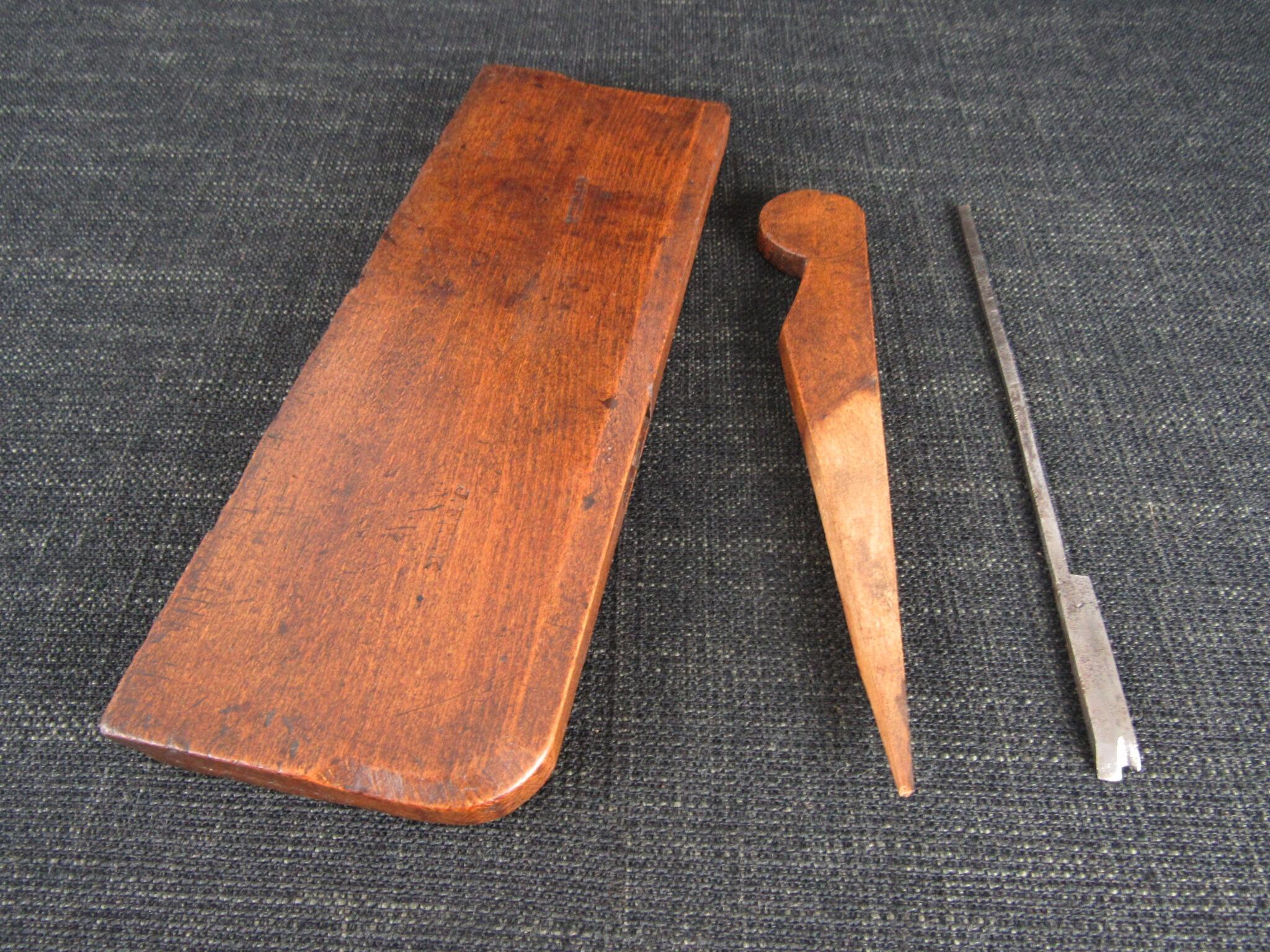 Early Style Side Bead Moulding Plane