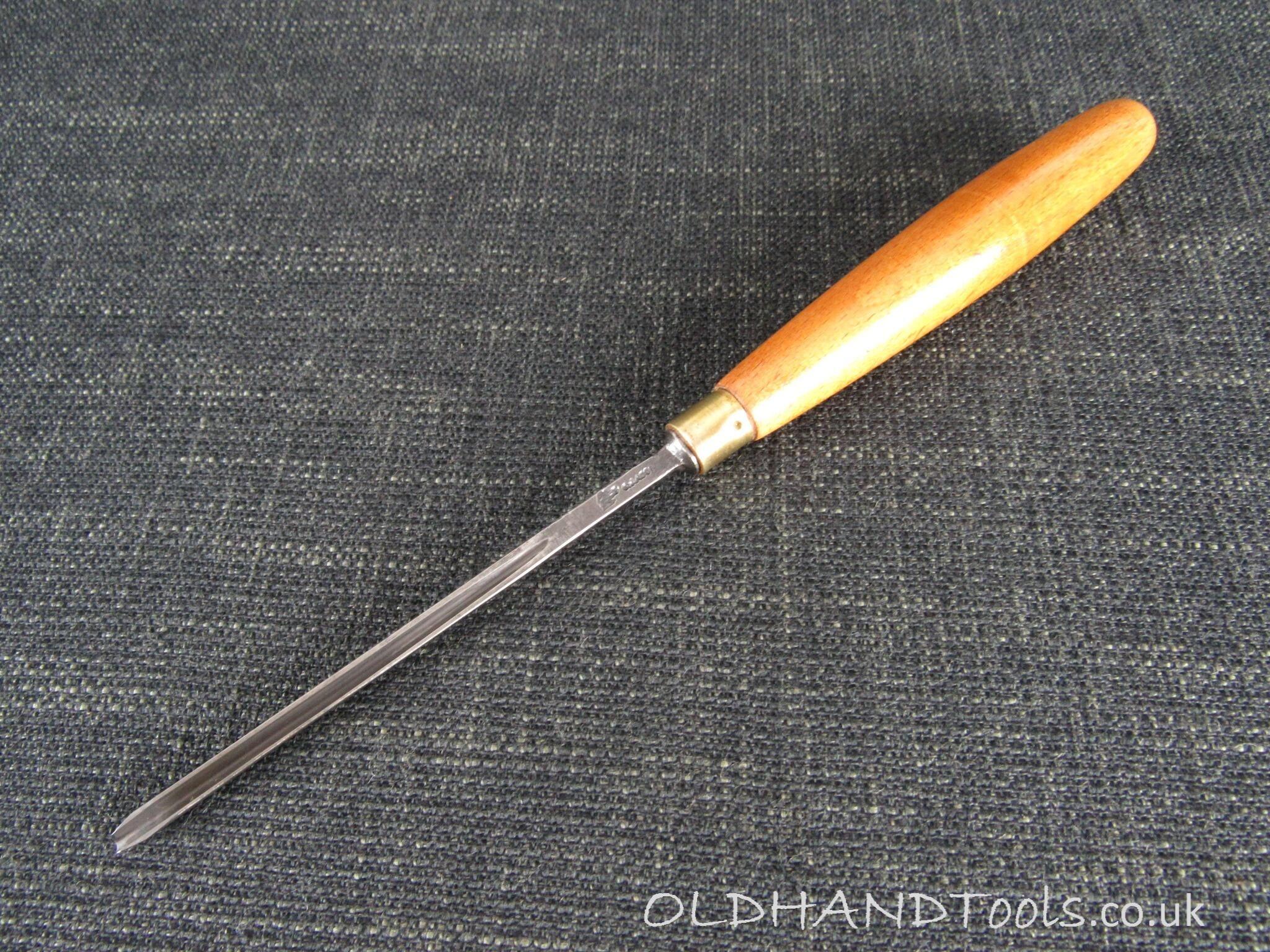 SJ ADDIS No 10 Deep Carving Gouge - 1/8 inch