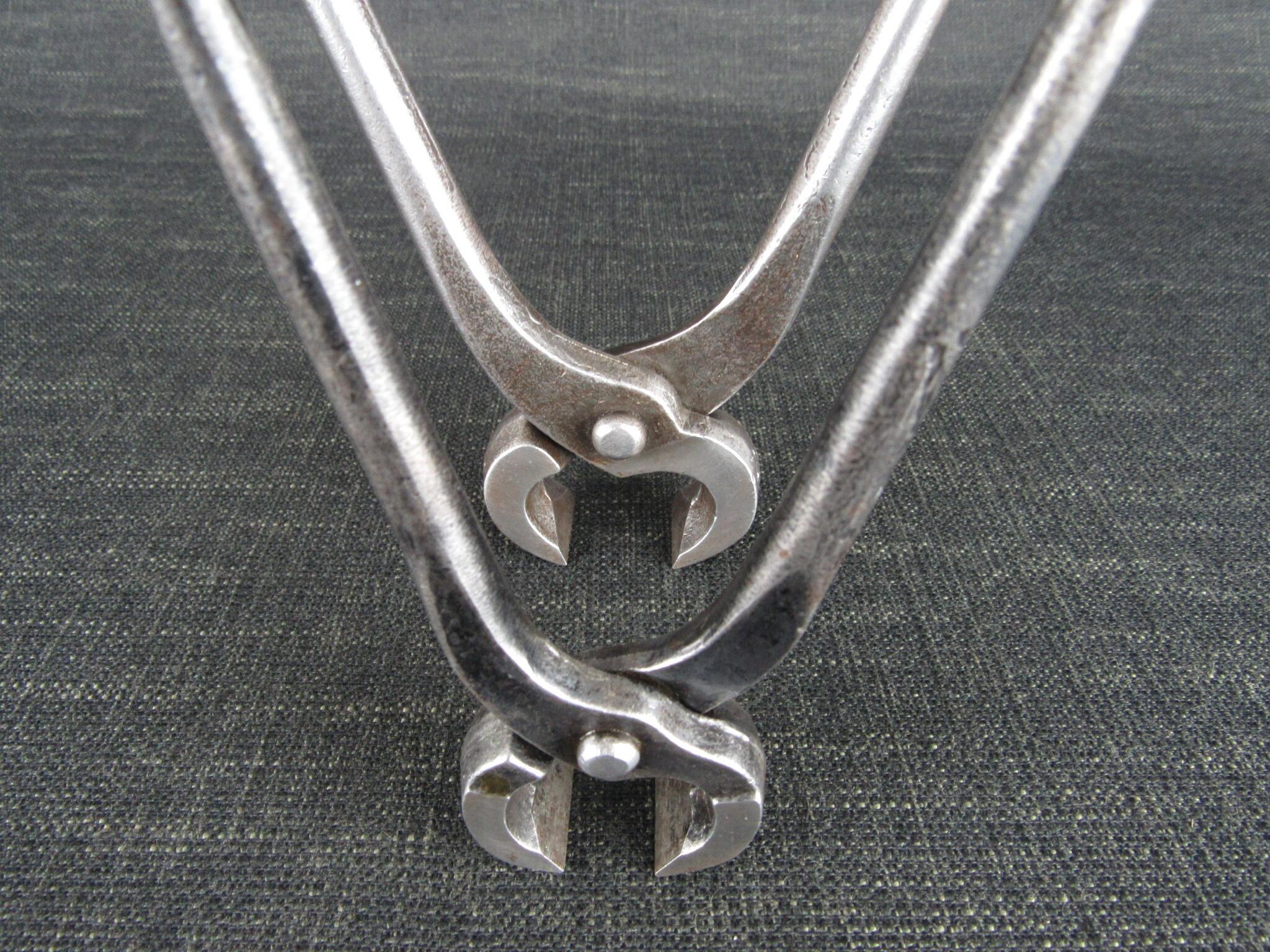 ELLIOTT LUCAS Carpenters Knob & Claw Pincers *SOLD*