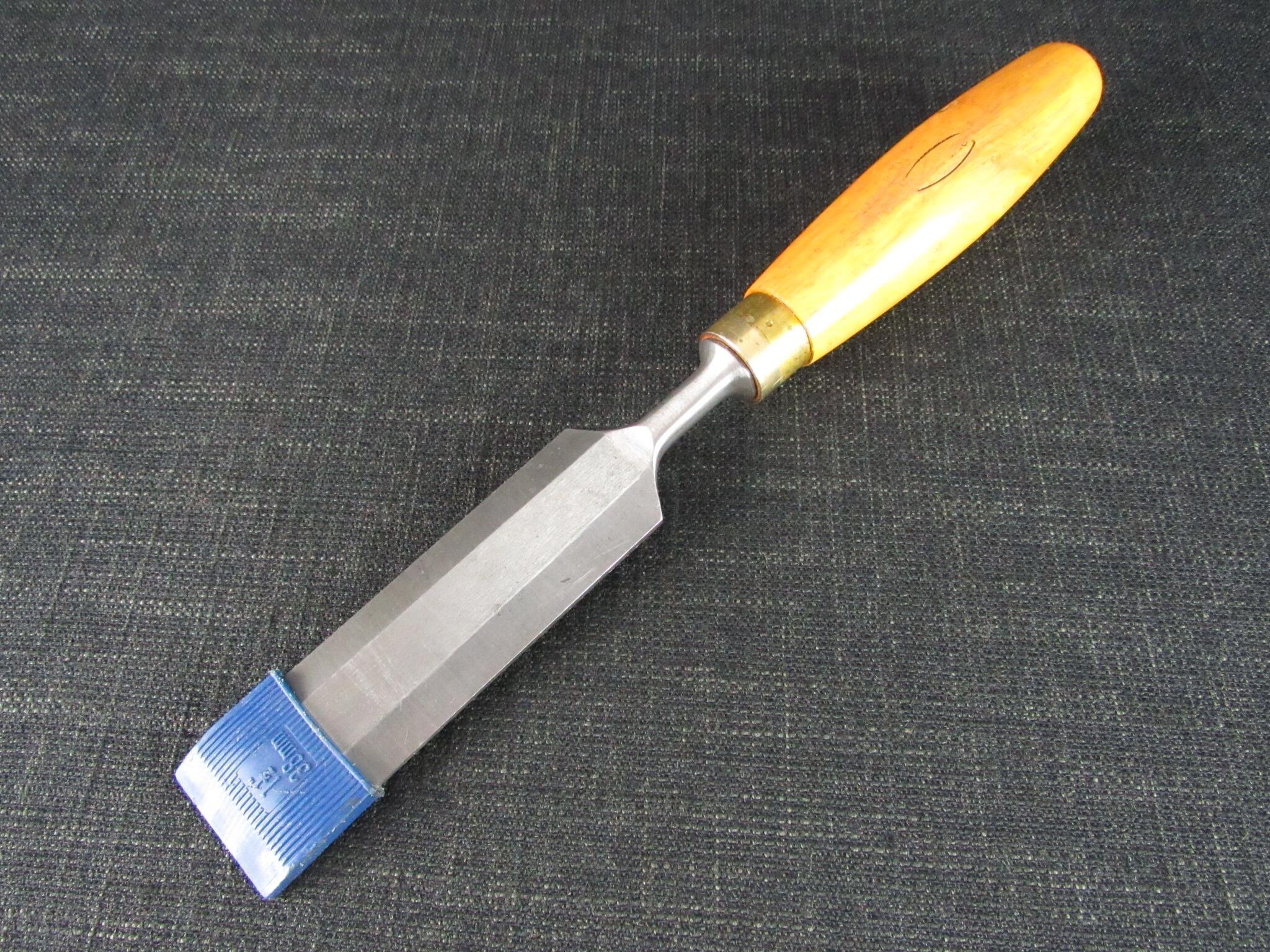 1 1/2 inch MARPLES Bevel Edge Chisel with Boxwood Handle