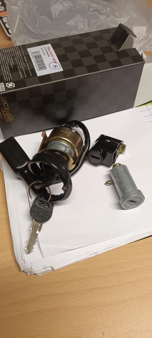 Lock assembly : Z1/Z1A/Z1B 900 1972-1975 (LION HEAD)