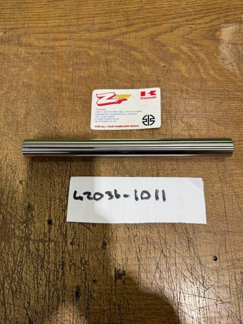 SWINGING ARM SLEEVE - Z1000