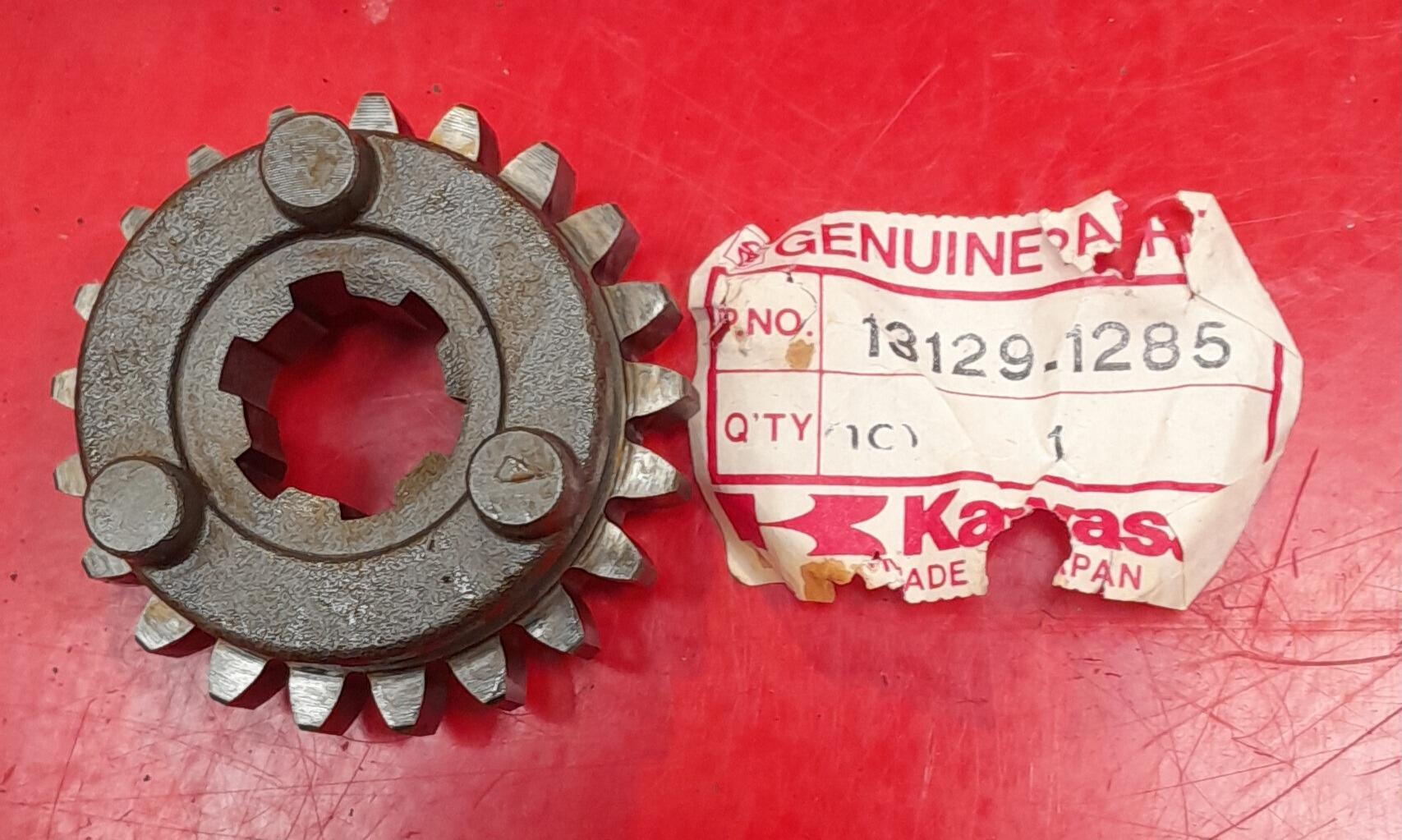 KAWASAKI OUTPUT GEAR Z200 KL250 Z250C 13129-1285