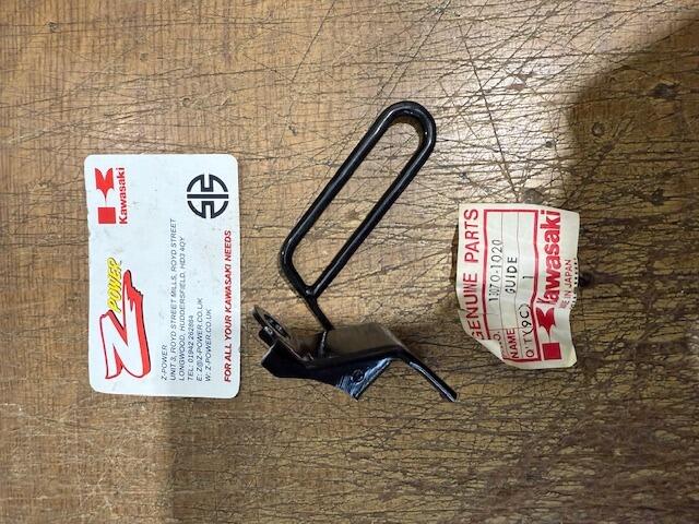 THROTTLE CABLE GUIDE - Z1300