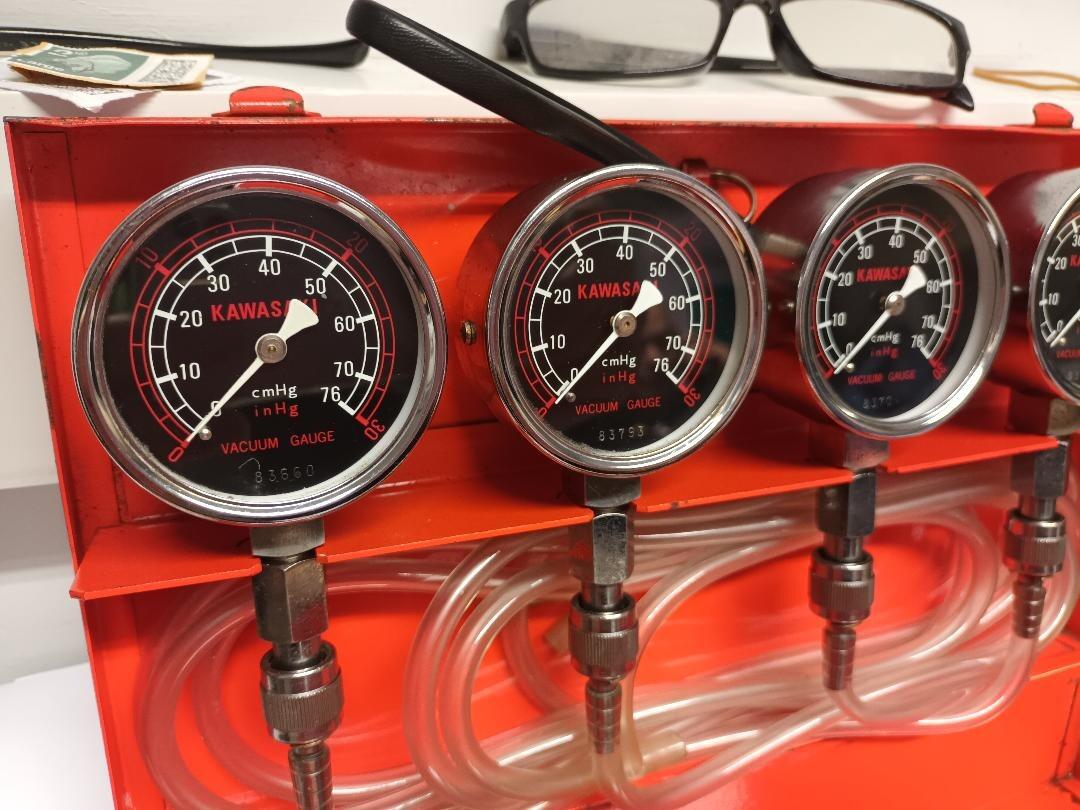 Vacuum gauges (set of 4) USED GENUINE KAWASAKI