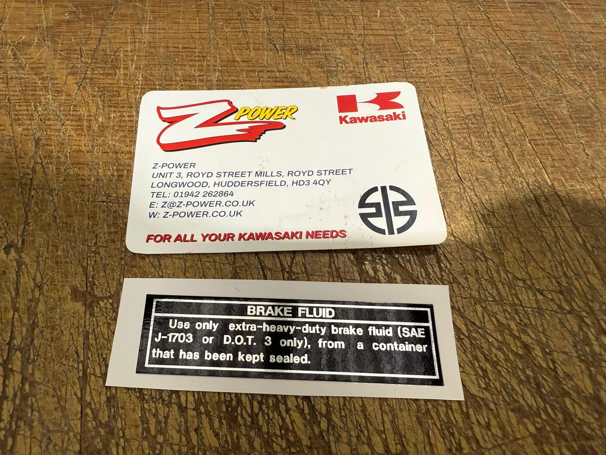 DECAL BRAKE FLUID: Z1 Z1A Z1B-900 Z900A4