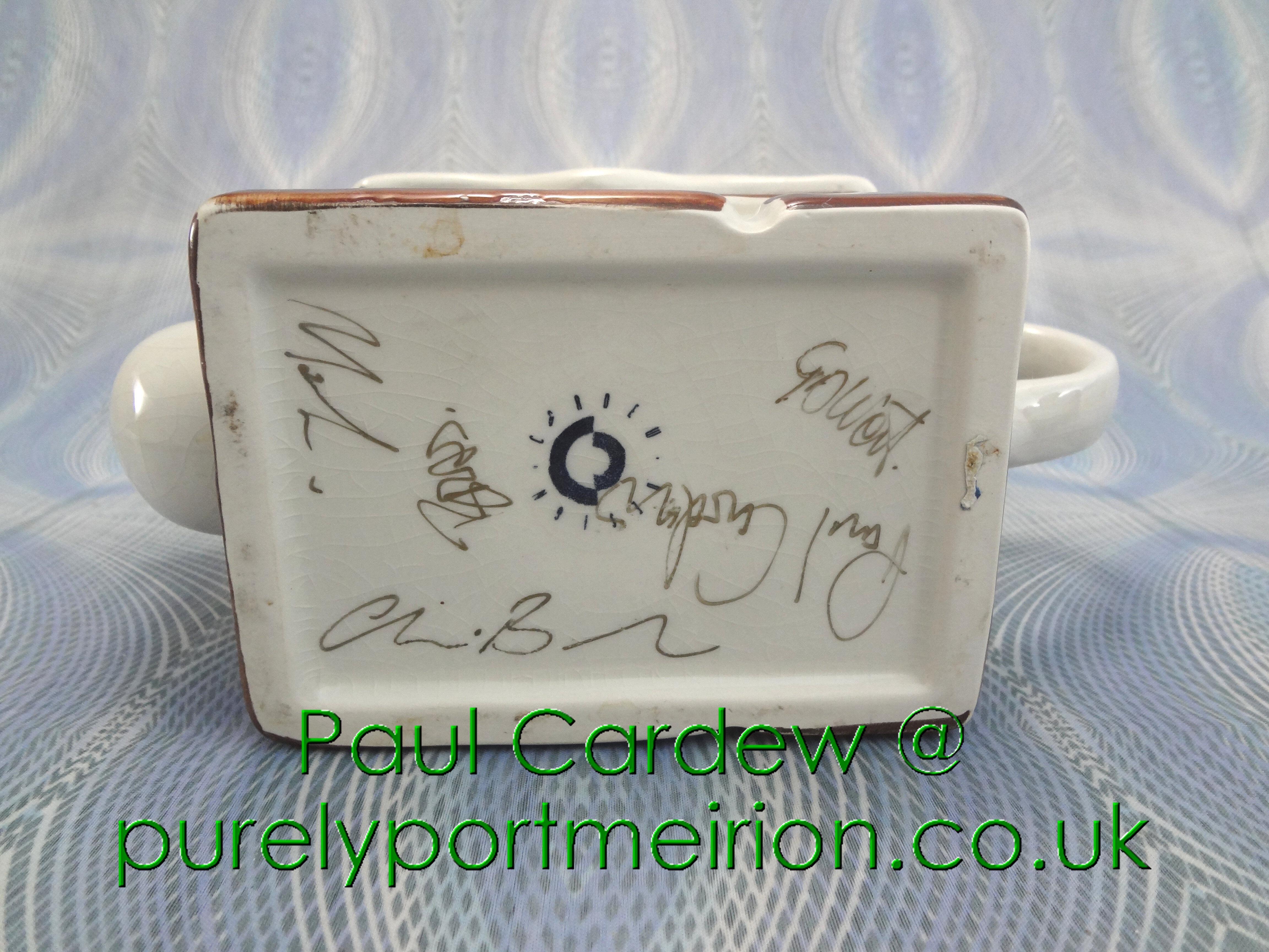 Paul Cardew Design Santa On The Chimney Teapot, TP313