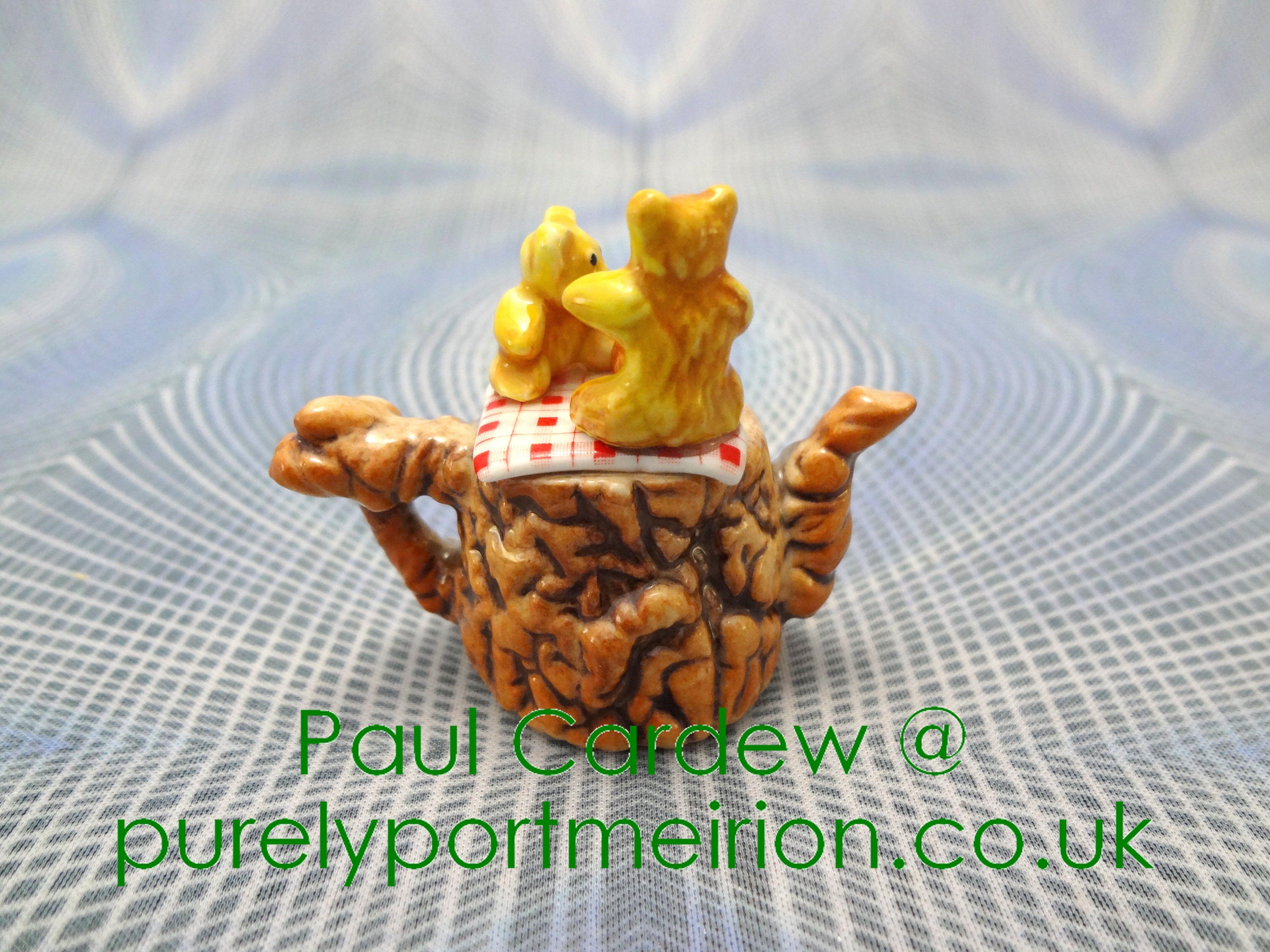 Paul Cardew Design Tiny Teapot, Mini Teddy Bears Picnic, MN184