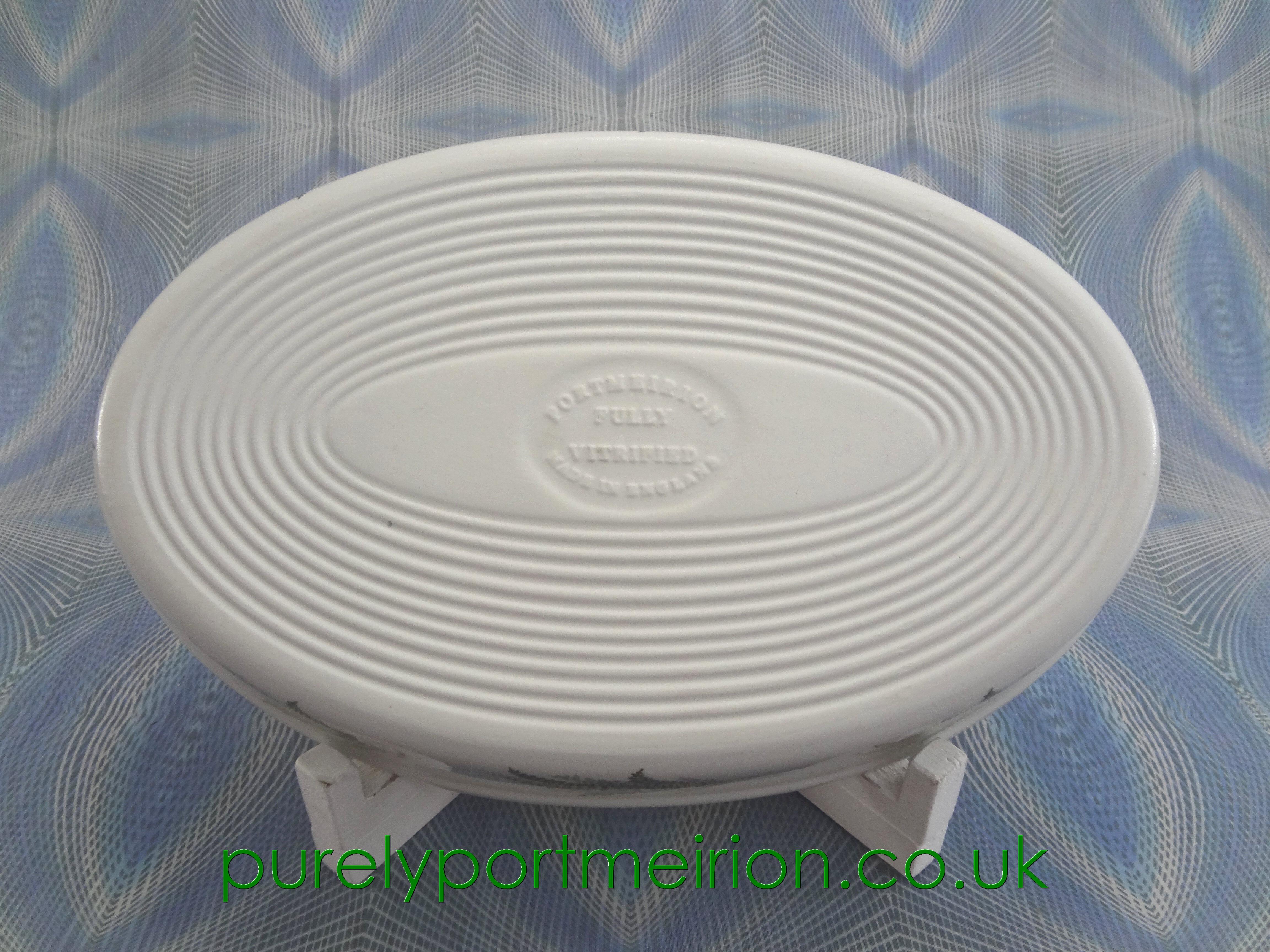 Portmeirion Pottery Compleat Angler 14 Inch Oval Baker, Gillaroo, CA180