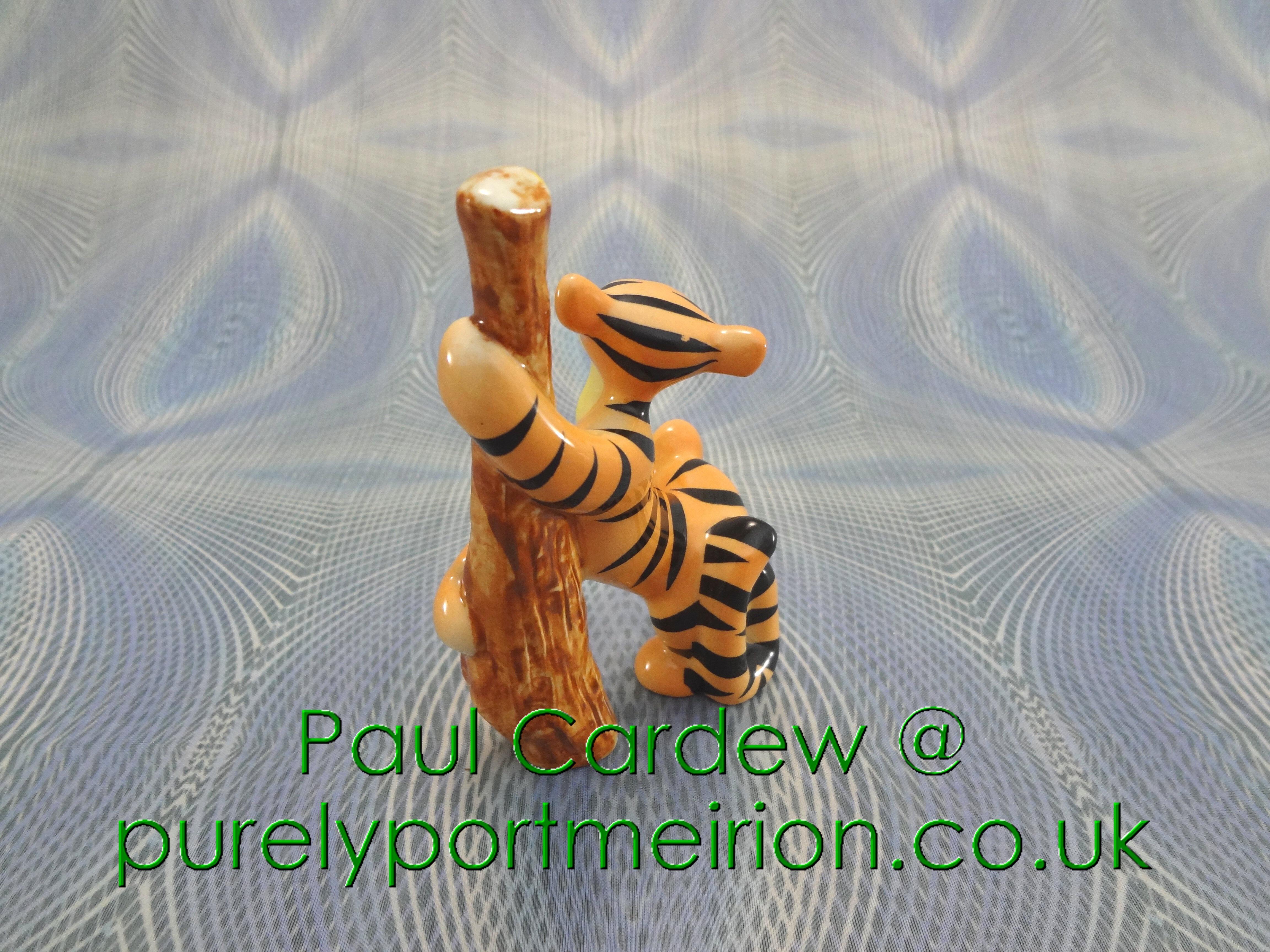 Paul Cardew Design Disney Showcase Rhapsody In Pooh Spare Piece, TP339