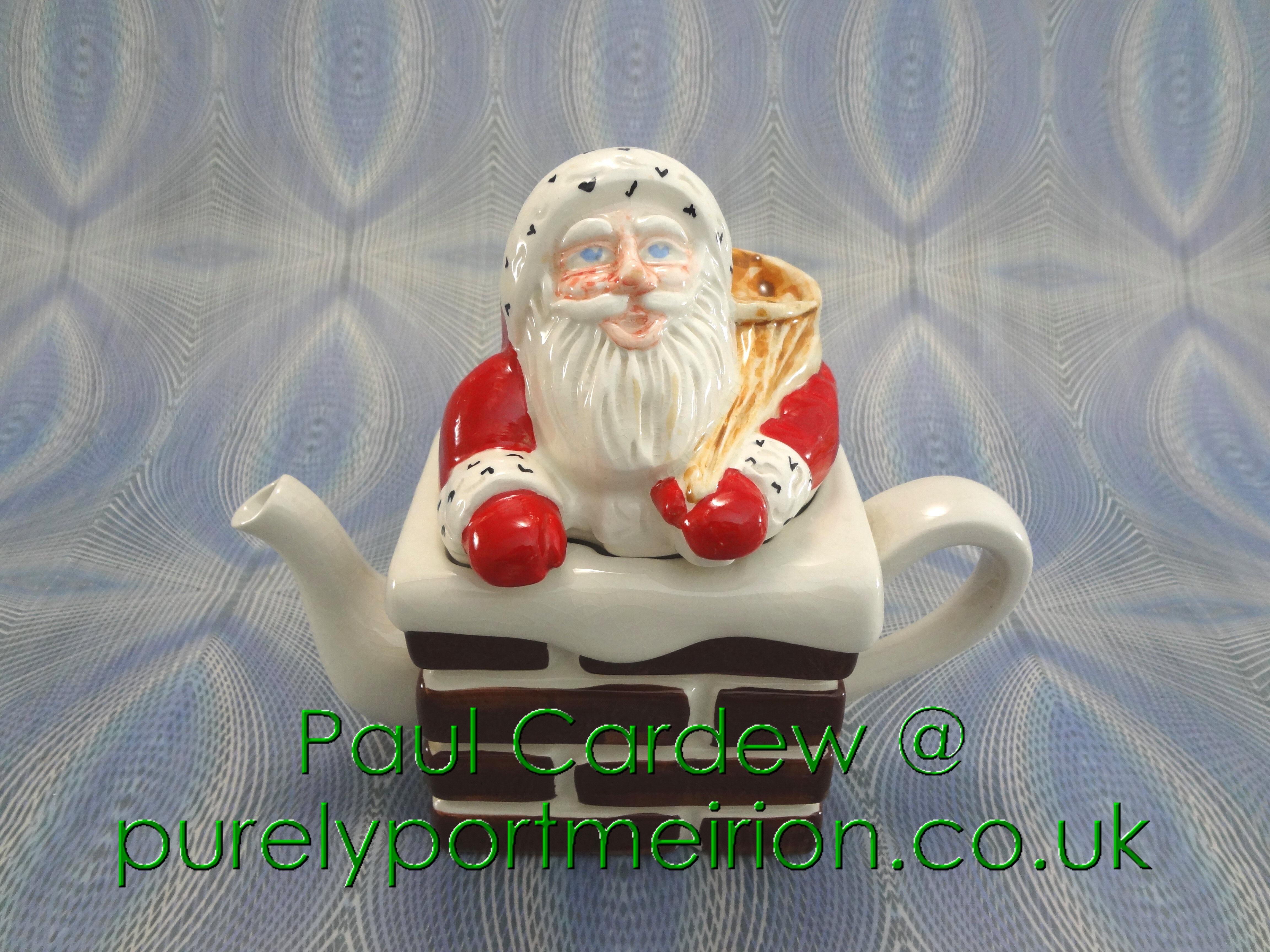 Paul Cardew Design Santa On The Chimney Teapot, TP313