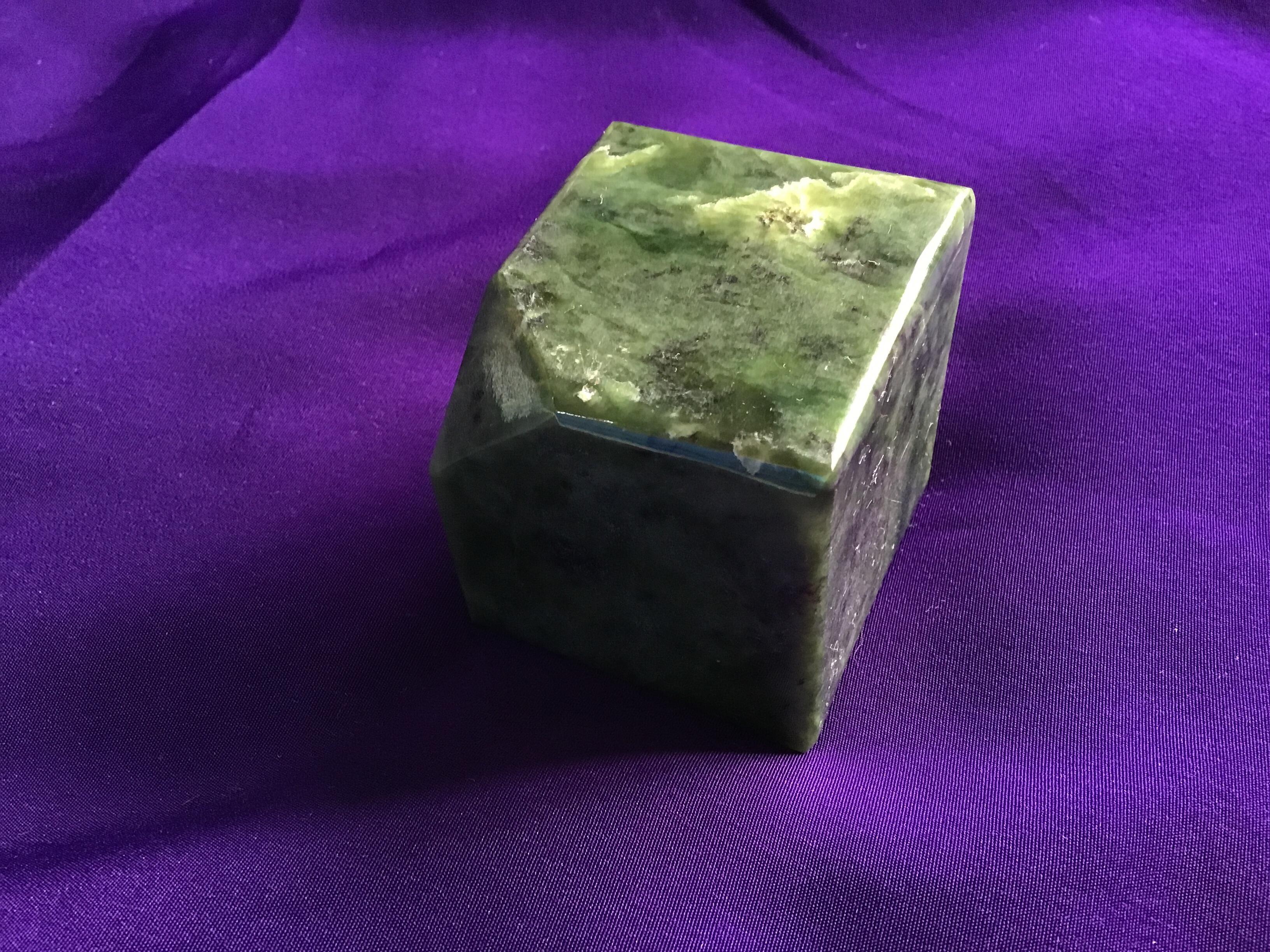 S2907 Jade Cube