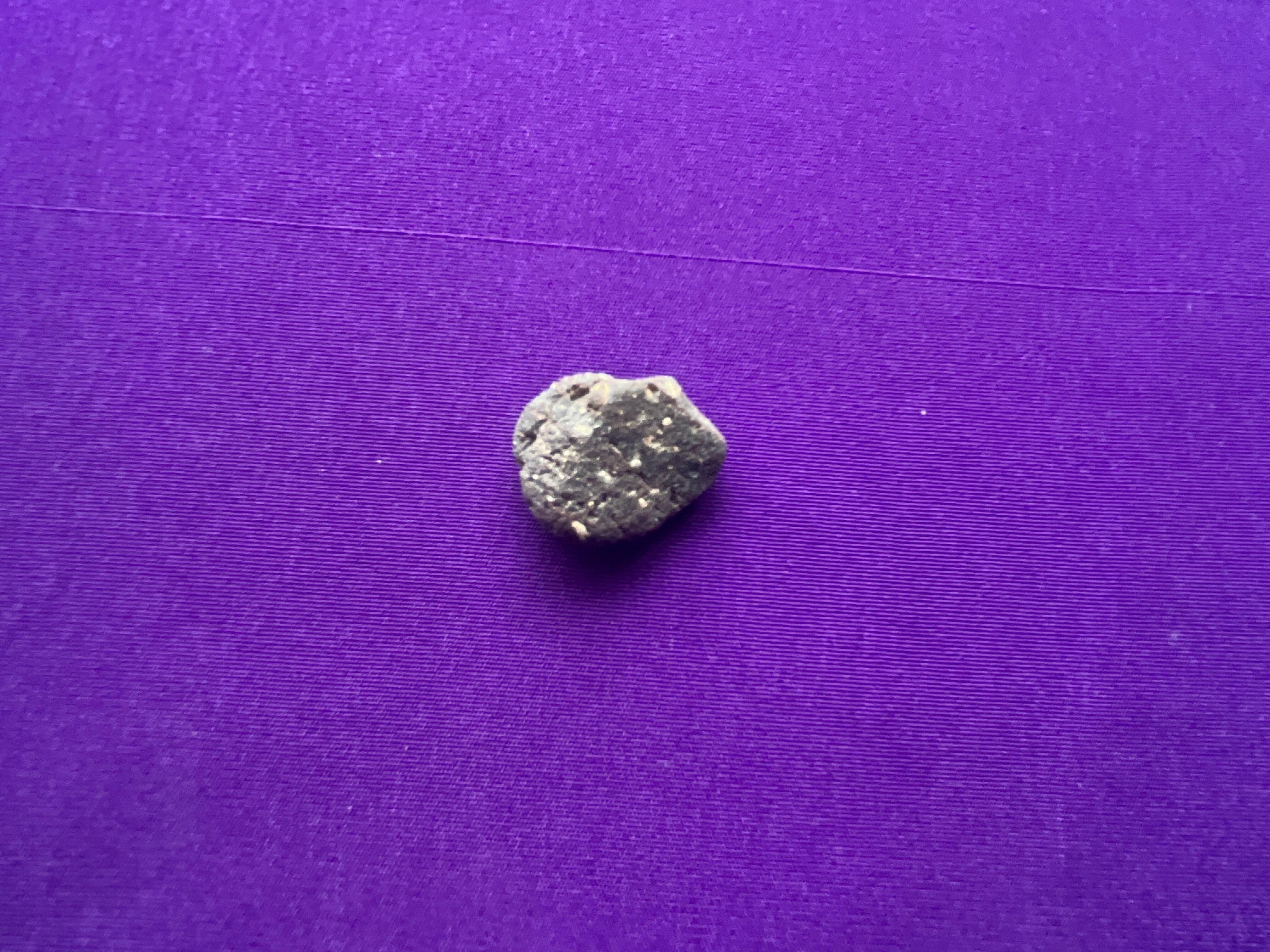 S3082 Single Small Boji Stone