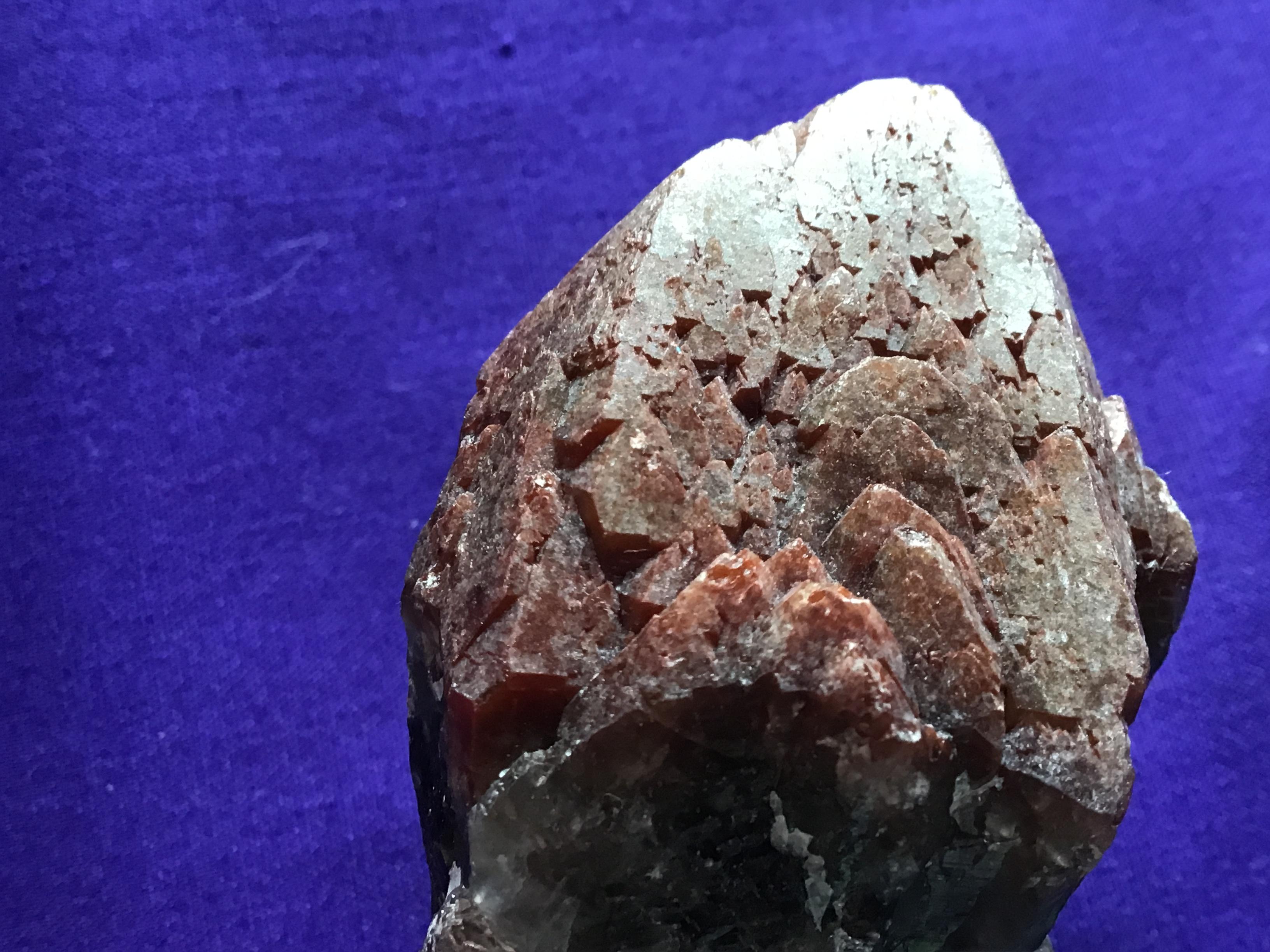S1750 Thunder Bay (red capped) Amethyst point