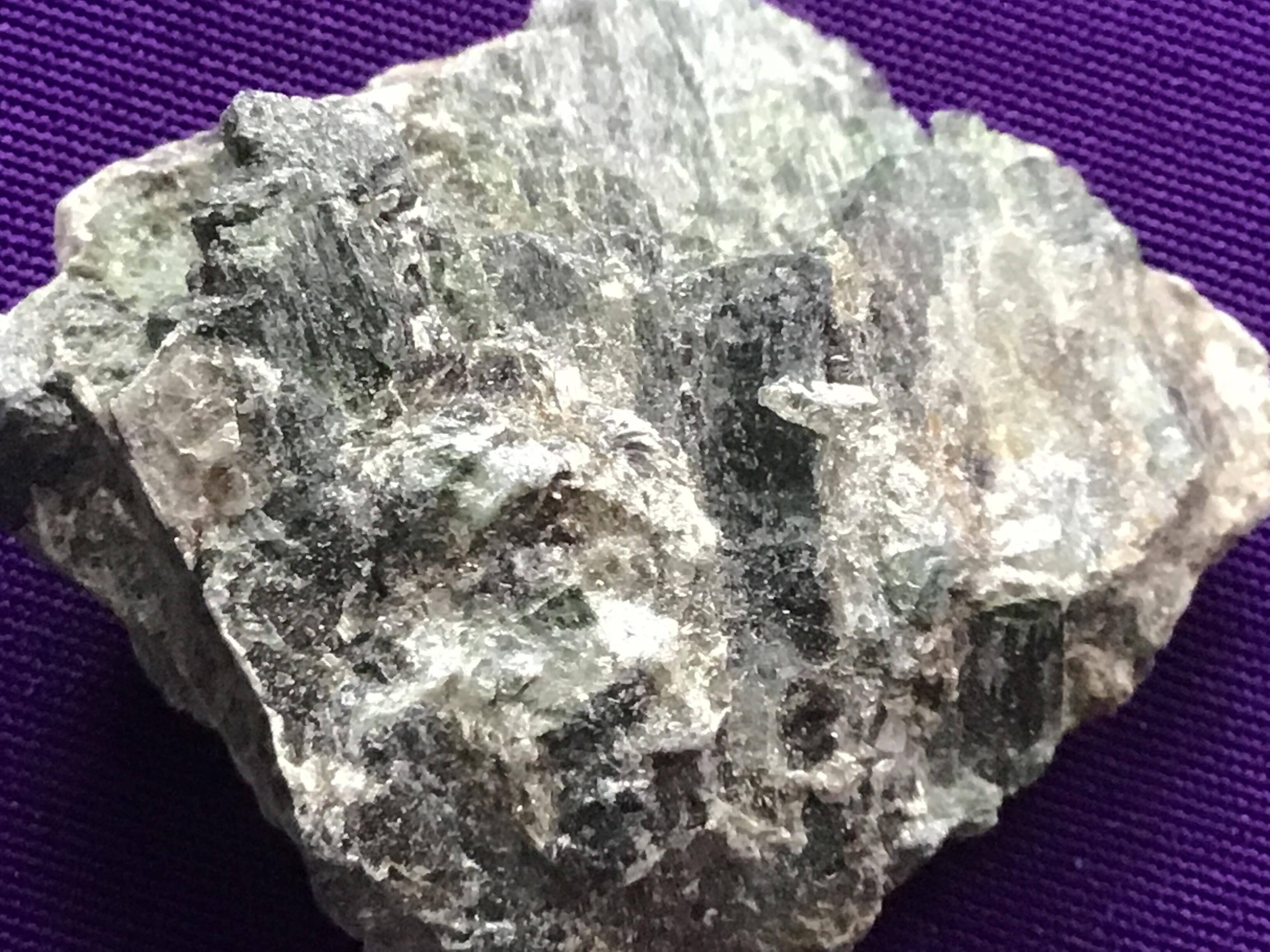 S2571 Green Actinolite