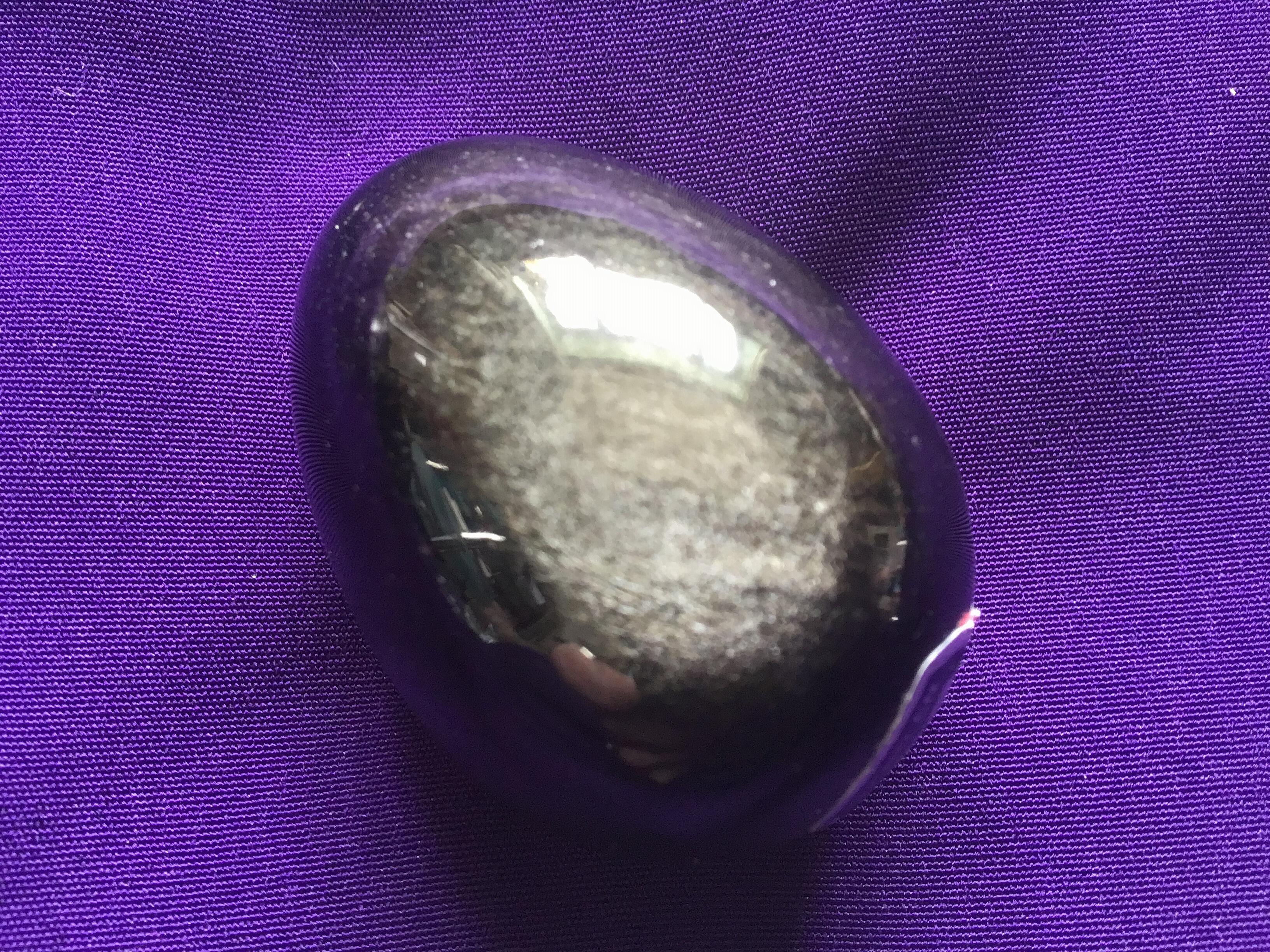 S2861 Silver Sheen Obsidian Egg