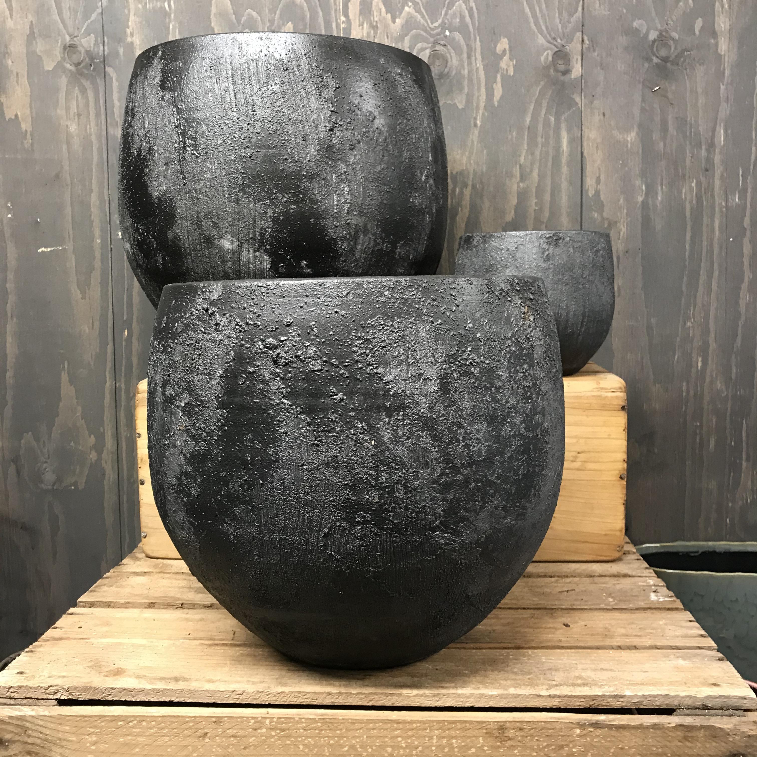Charcoal black textured pot