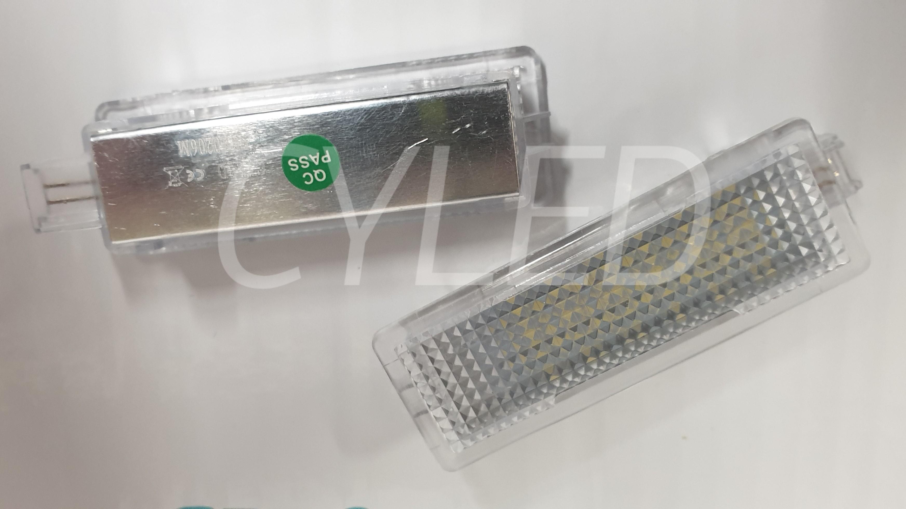 Land Rover Discovery 5 L462 LED door puddle light units.