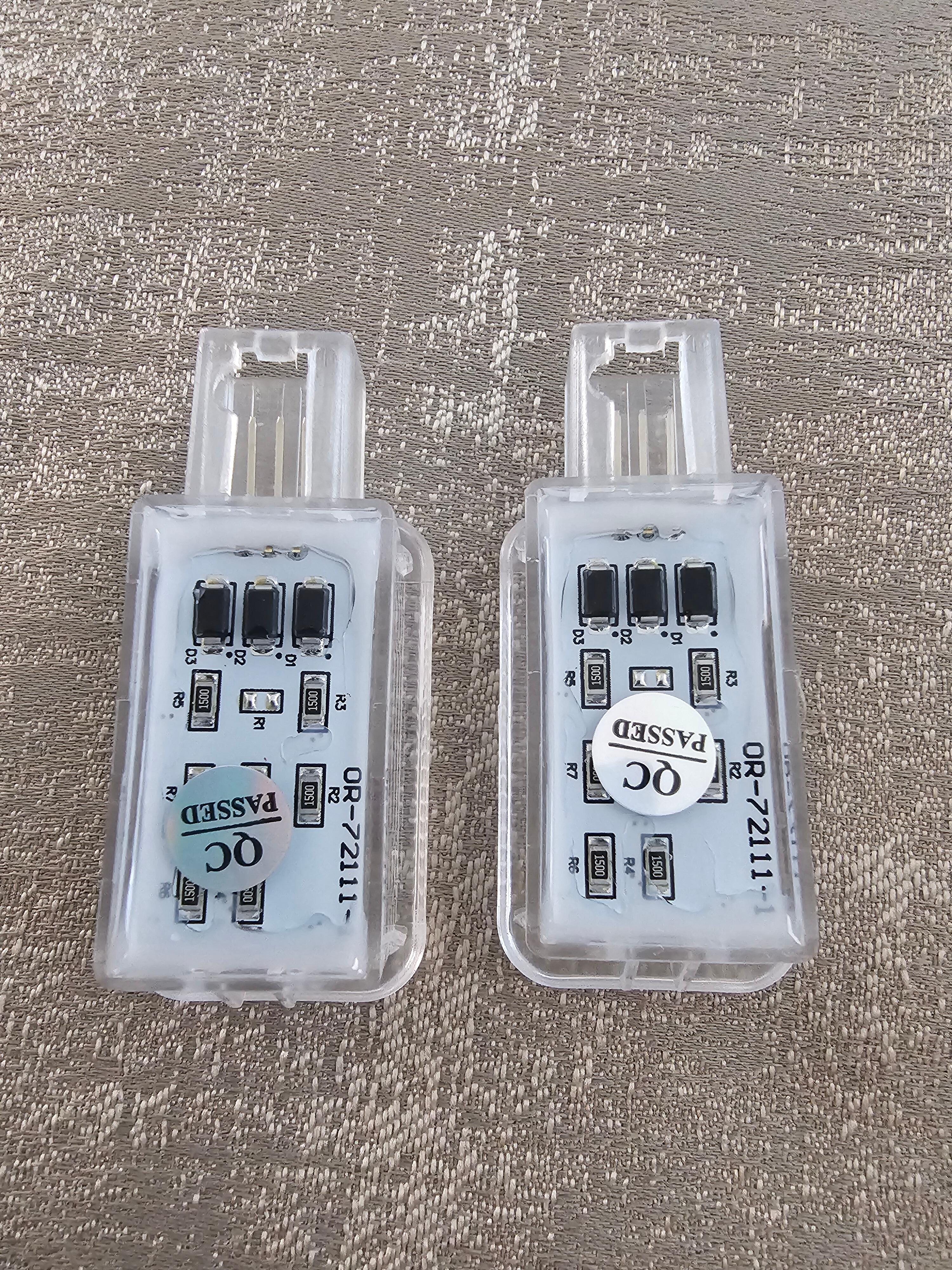 Land Rover Defender L663 2020 > door puddle/boot lights L@@K