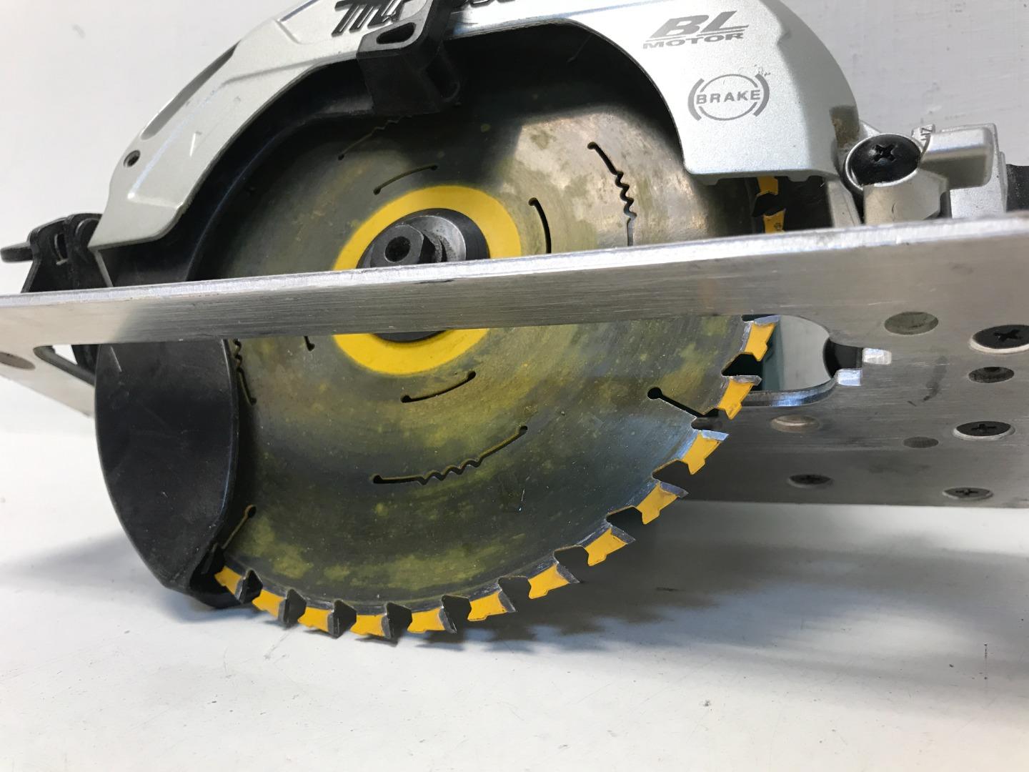 Makita DHS660 Brushless Cordless Circular Saw