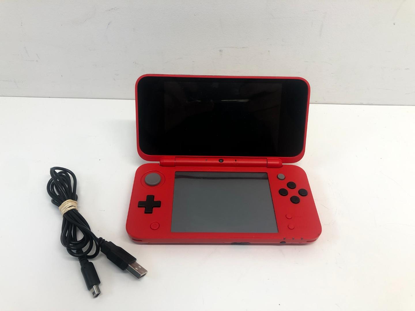 Nintendo 2DS XL Console - Poke Ball Edition